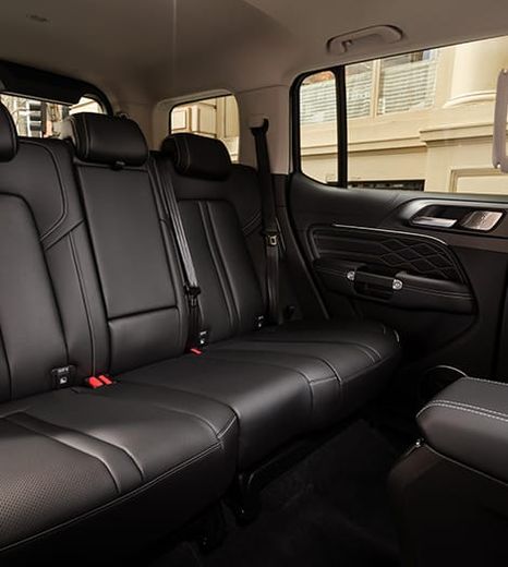 Tank 300 Interior - Discover the Comfort and Utility Inside the 4x4 SUV ...