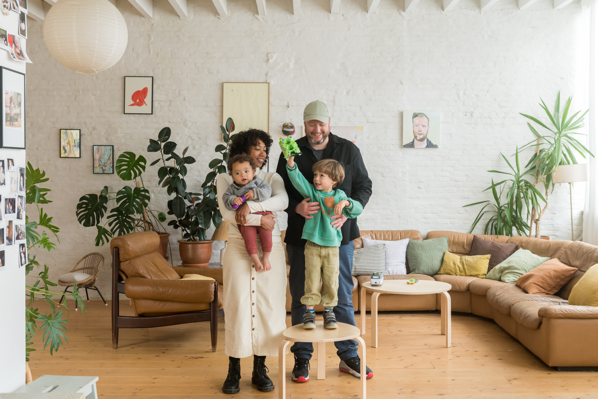 Magali Elali and Bart Kiggen, Nolan 4, Saul 1 year old - The Socialite Family