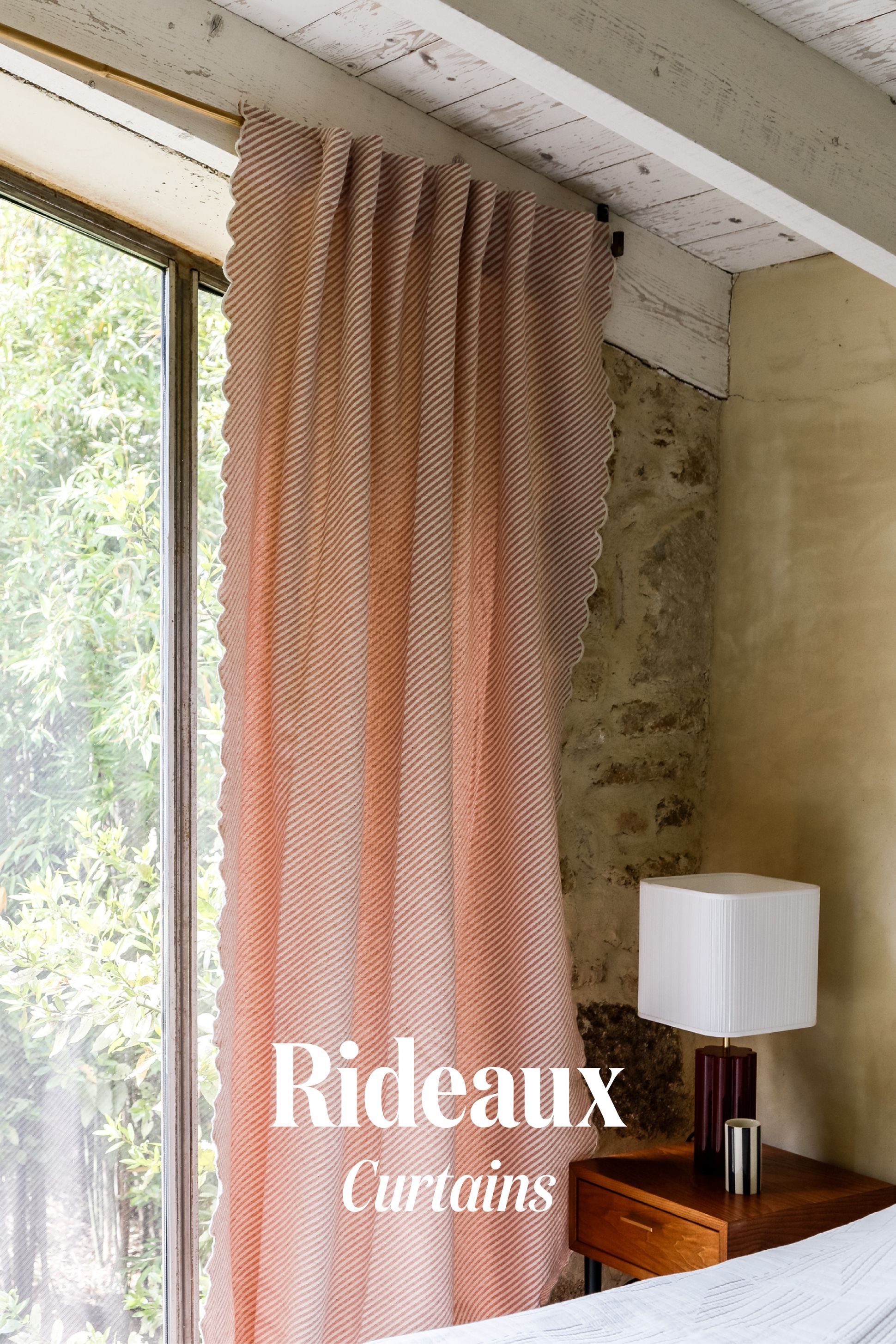 Collections intemporelles de mobilier, luminaire et décoration