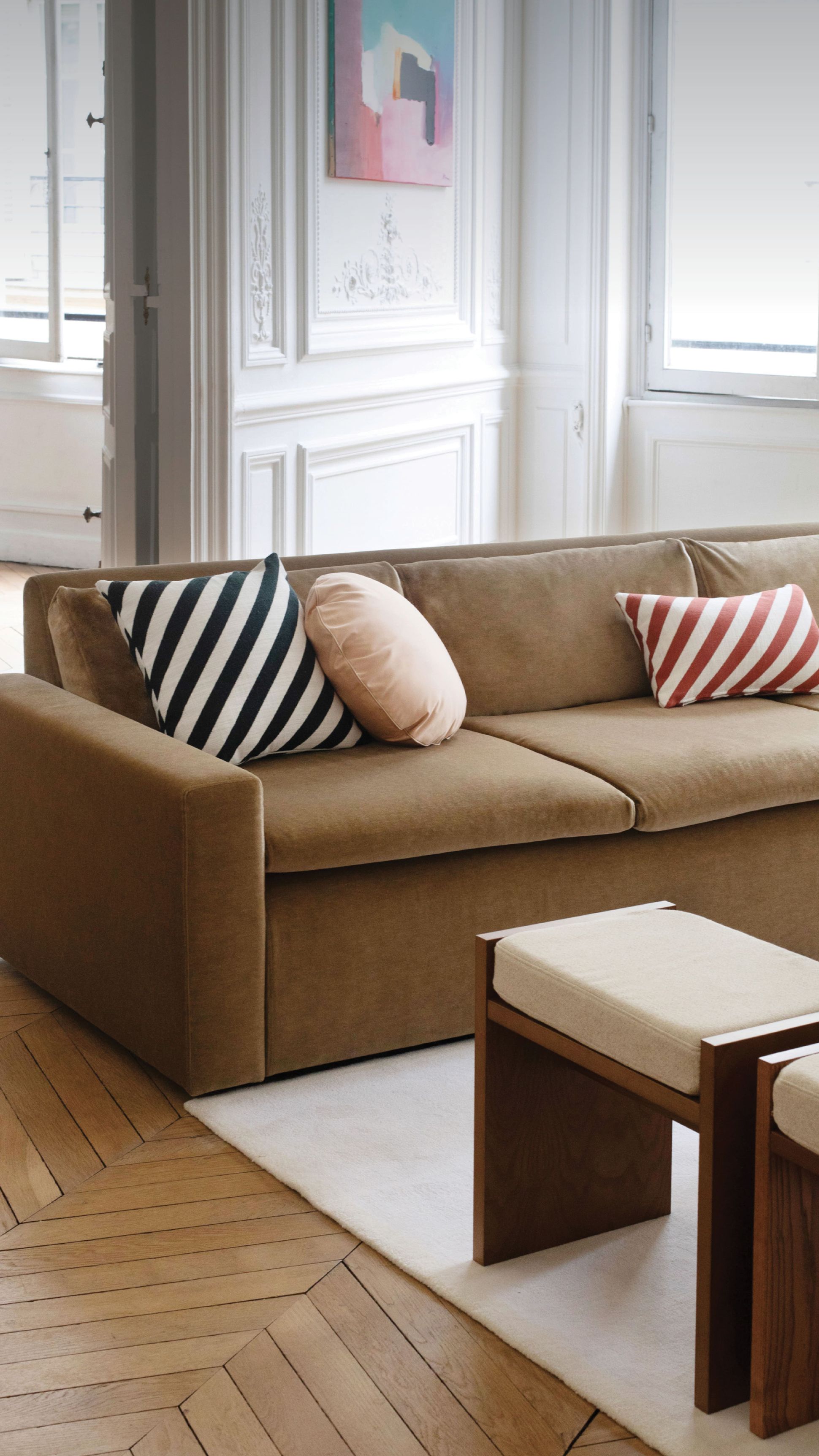 The Socialite Family – A Sample of Smart and Cool Families