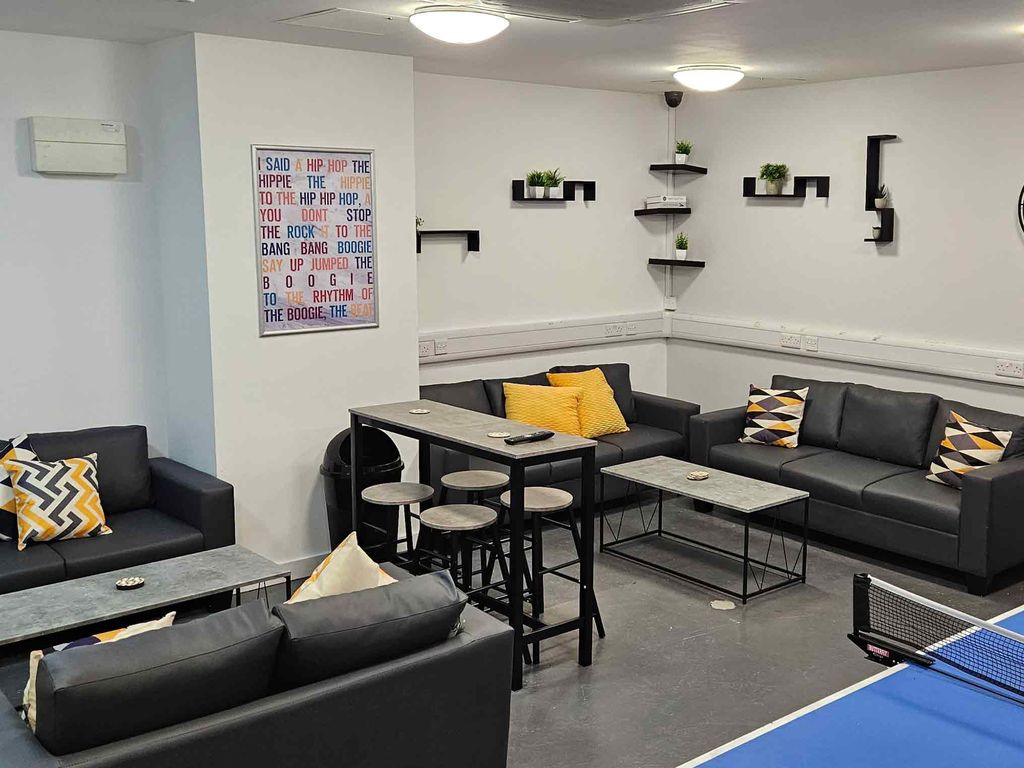 Austin Hall Leeds - Mansion Student Accommodation