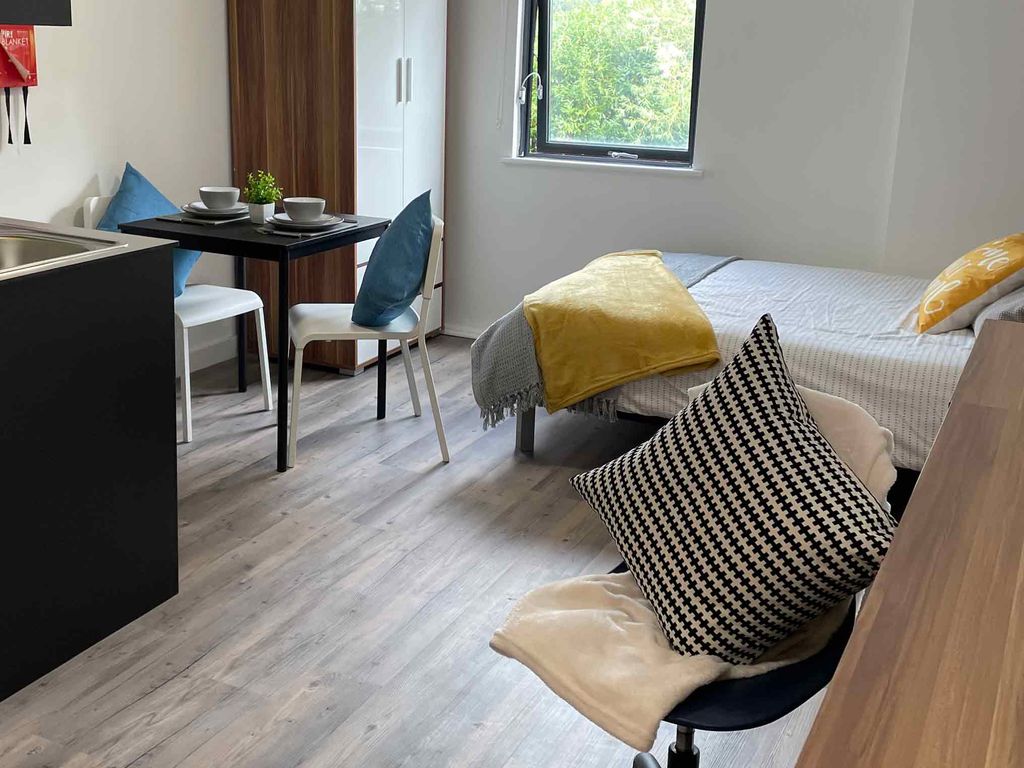 Austin Hall Leeds - Mansion Student Accommodation