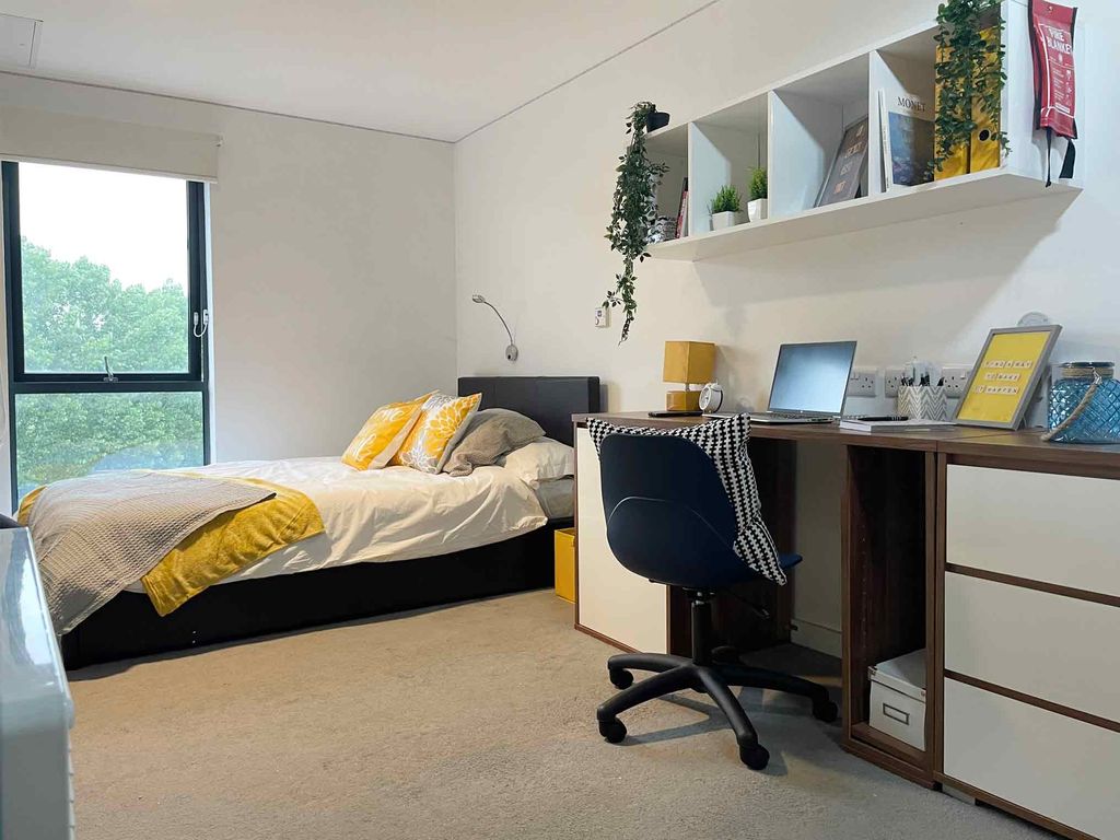 Austin Hall Leeds - Mansion Student Accommodation