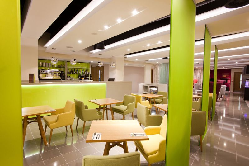 Manchester Airport (MAN) Terminal 1 Lounge | Escape Lounges