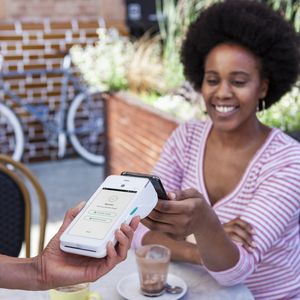 How do card readers work? Card readers UK | Dojo