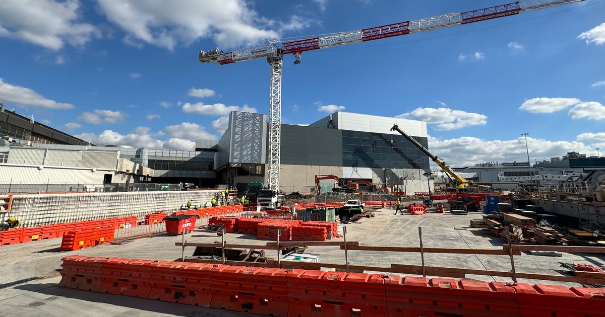 Melbourne Airport T2 NISE Project 2 - Symal - Symal