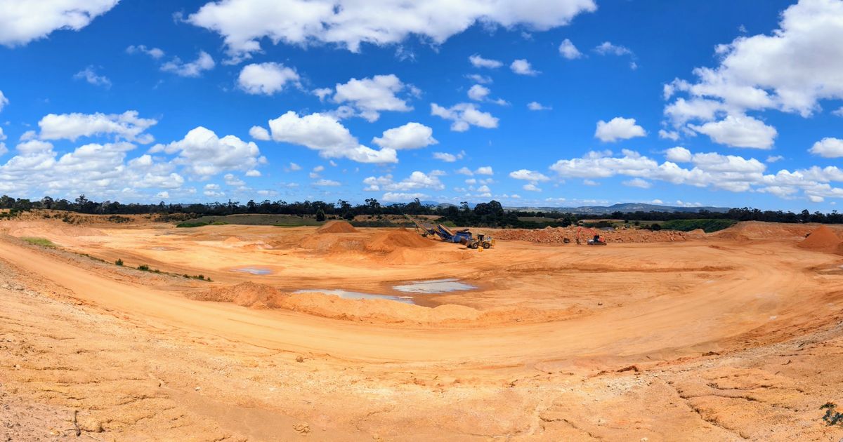 Great Western Gravel Quarry - Symal