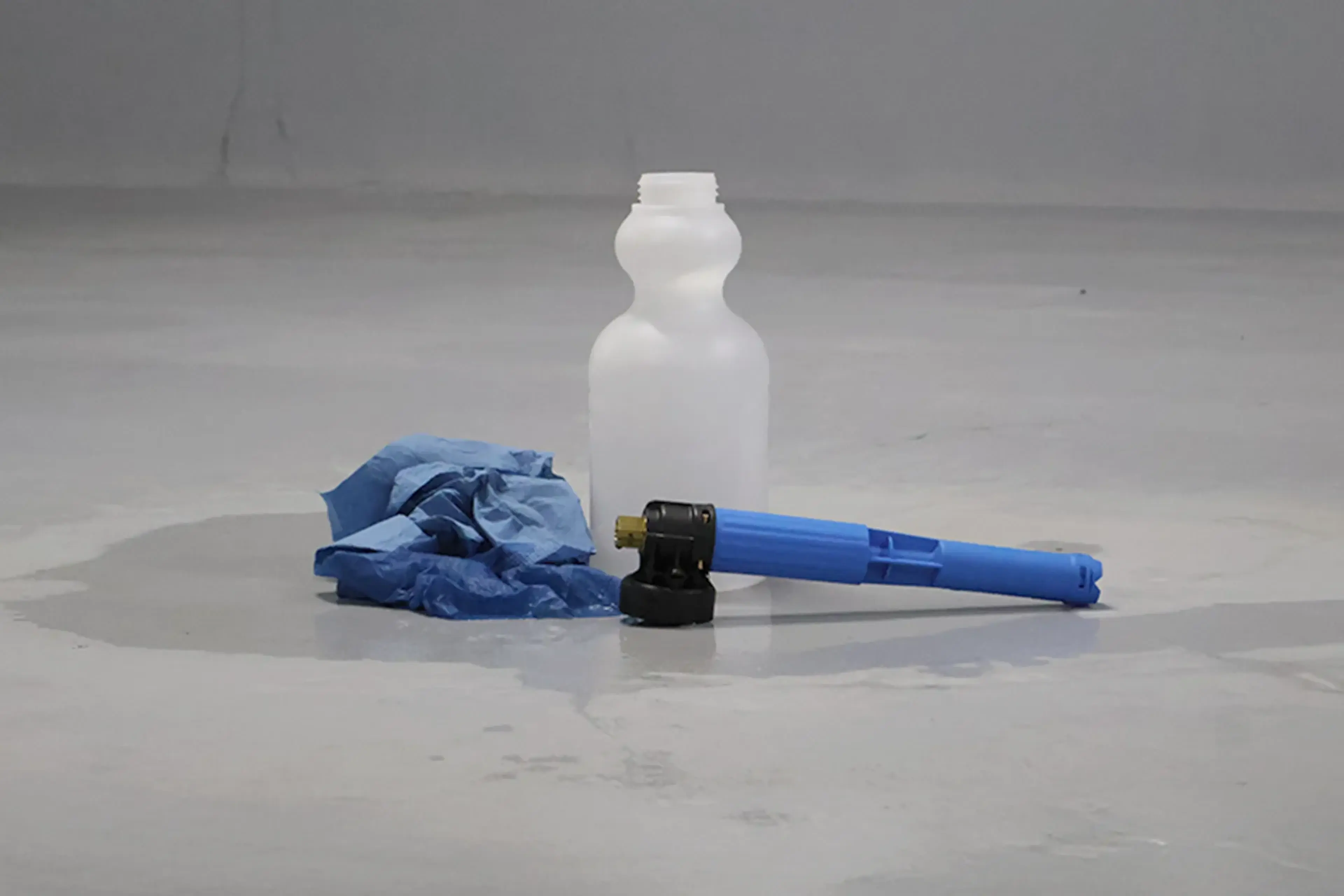 Die Reinigung und Desinfektion von Betrieben wird mit dem HyBag® einfach.