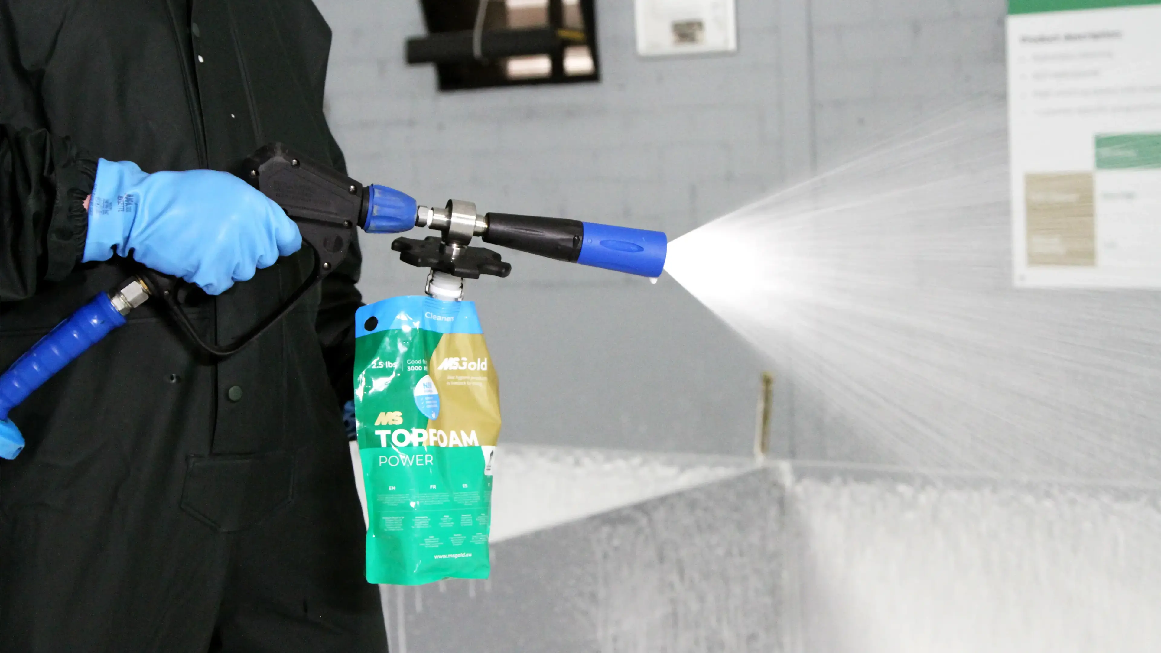 HyBag® the new way to clean livestock environments