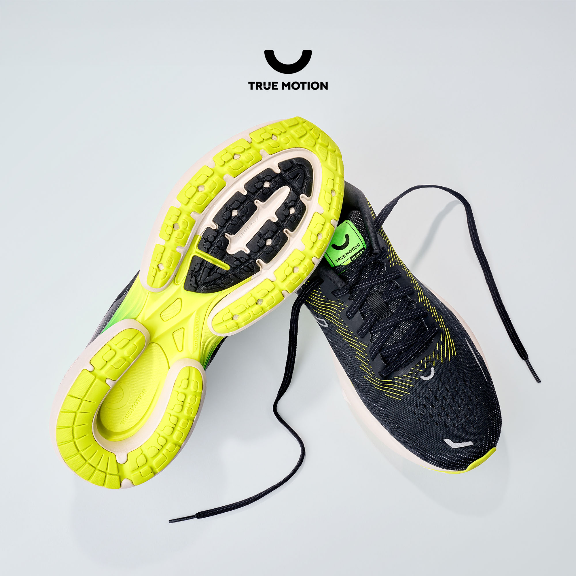 Entdecke Laufschuhe von True Motion | True Motion