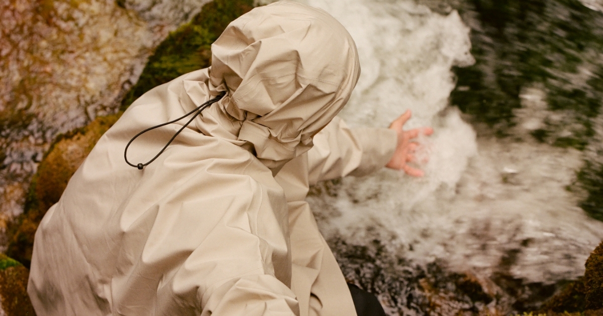 How to wash shell jackets, ponchos, and pants | BLÆST