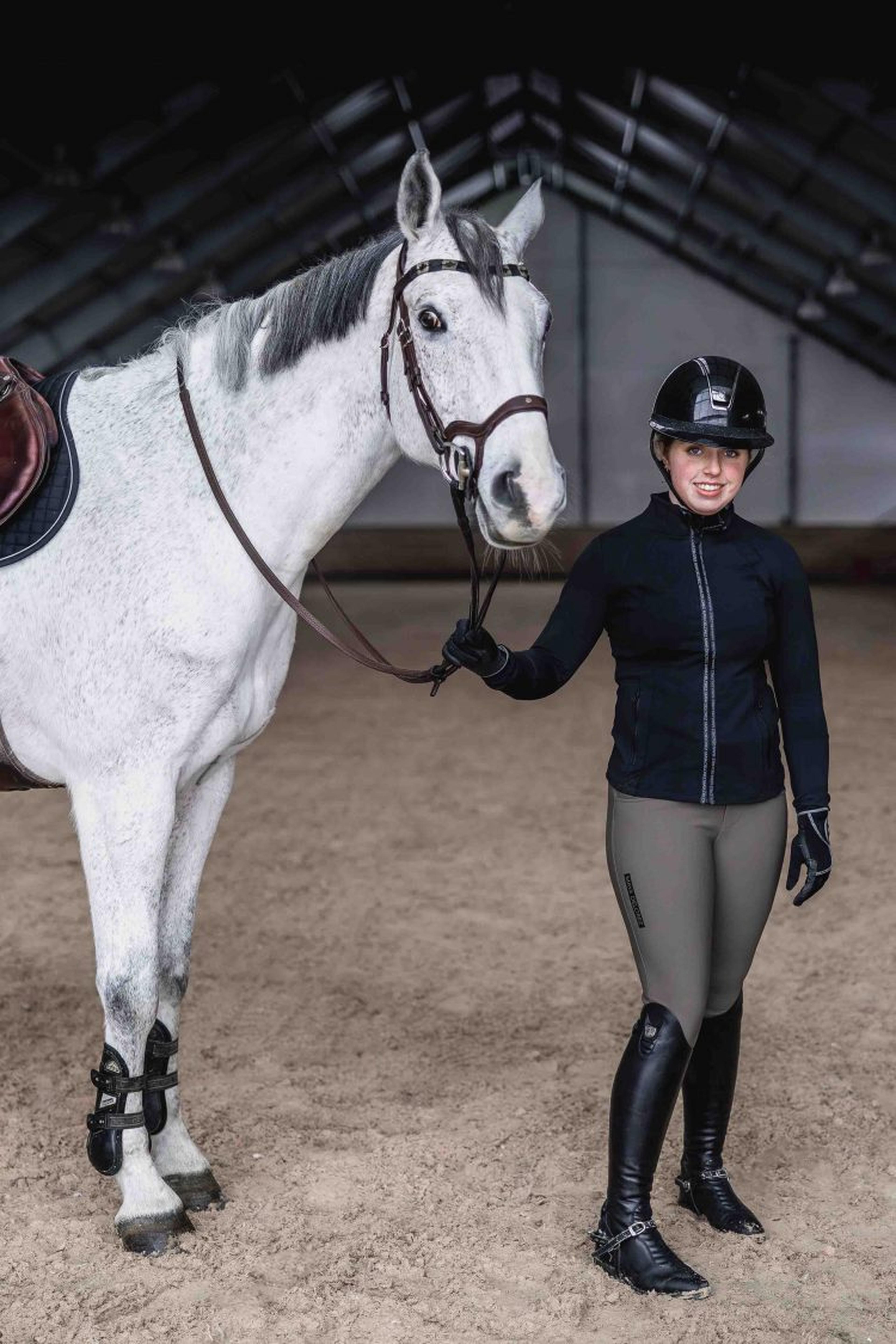 Mira Oliva Høidal - Get to Know the Norwegian Show Jumper | Maya Delorez