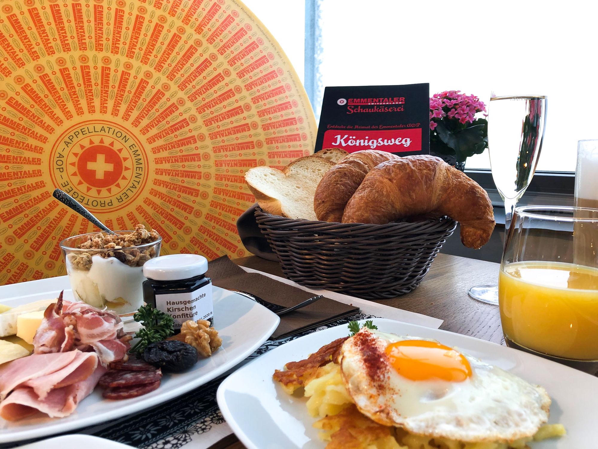 Brunch at the Emmental Cheese Show Dairy - Bern Welcome