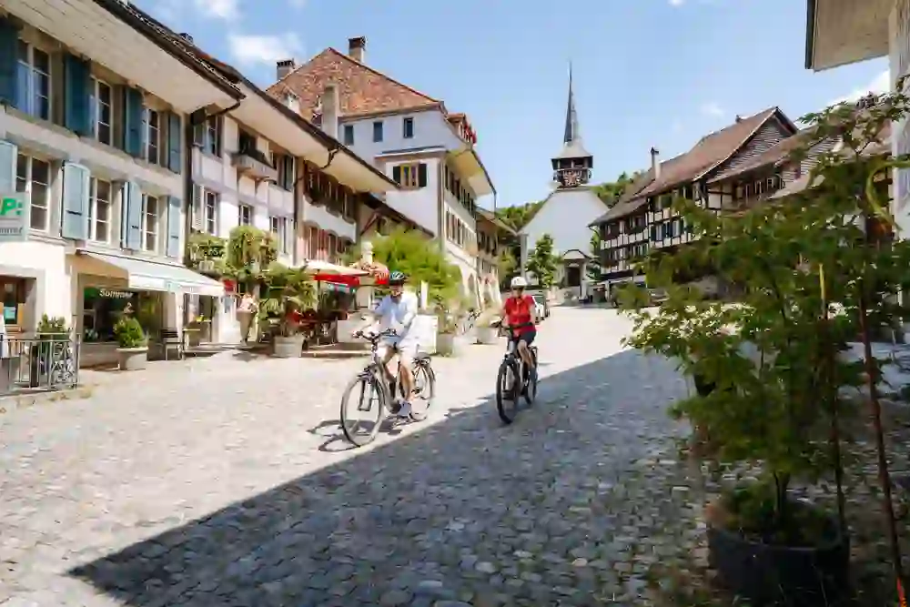 Litte Town and Castle of Laupen - Bern Welcome