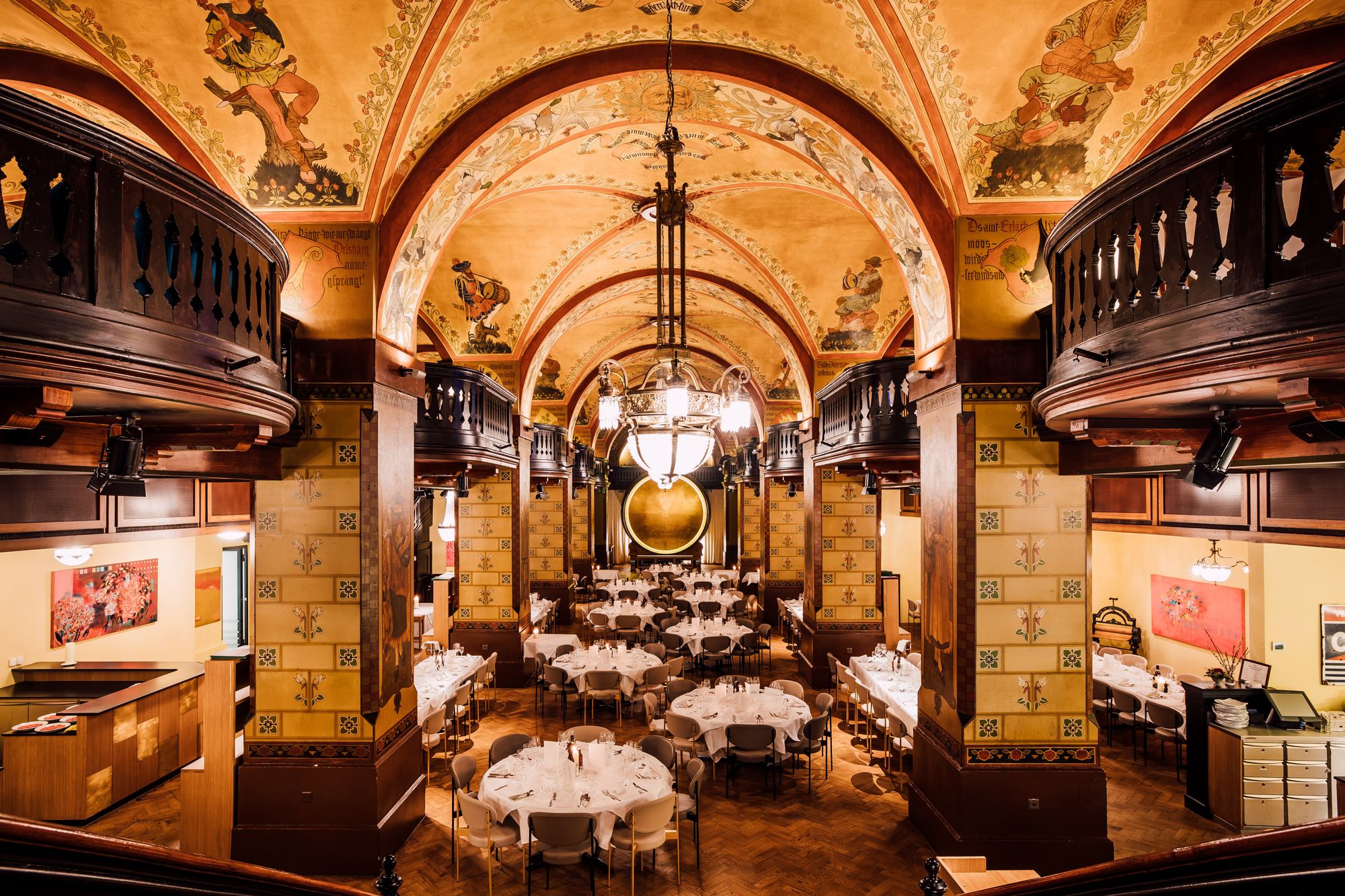 The most beautiful vaulted cellars in Bern - Bern Welcome
