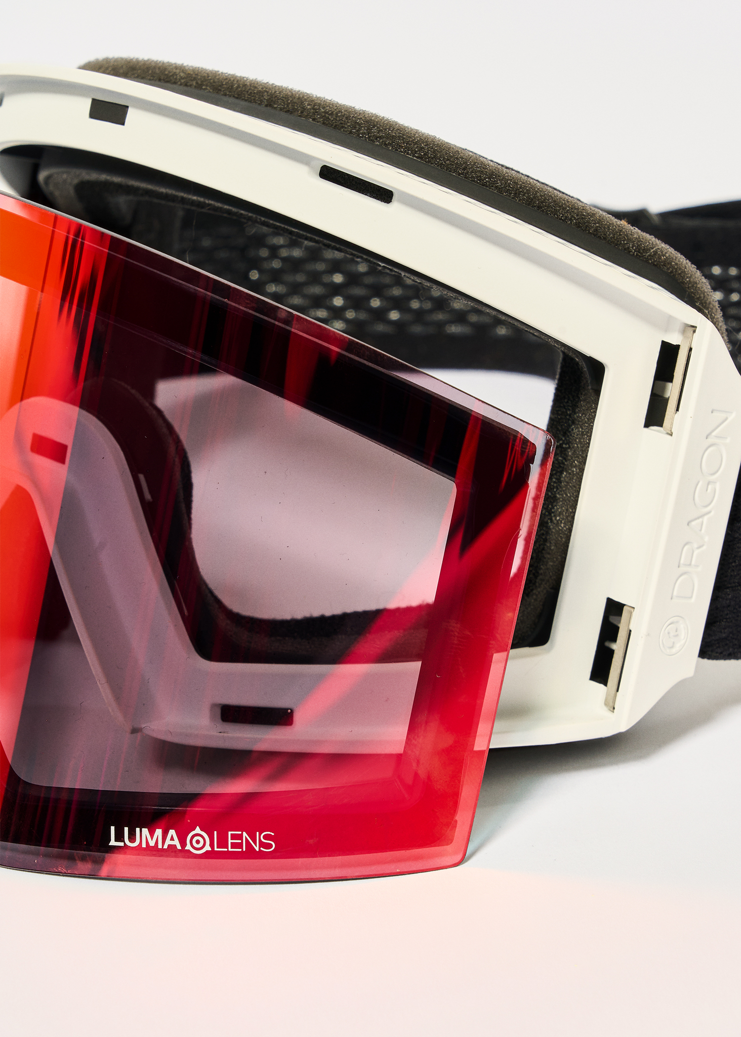 Dragon RVX MAG Icon / Lumalens Red Ionized + Lumalens Light Rose Goggles