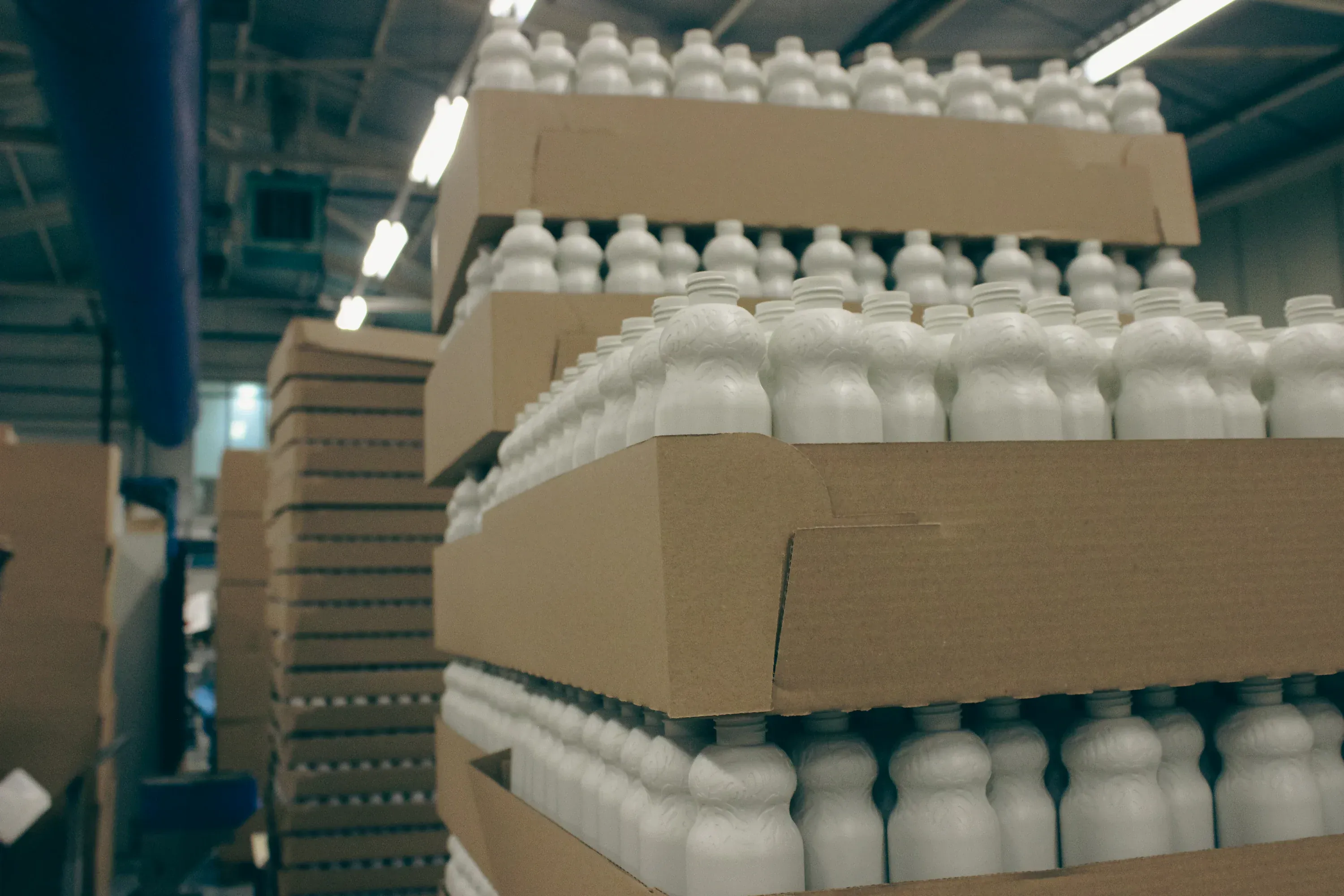 Plastic Bottles - Industrial Packaging | Berlin Packaging
