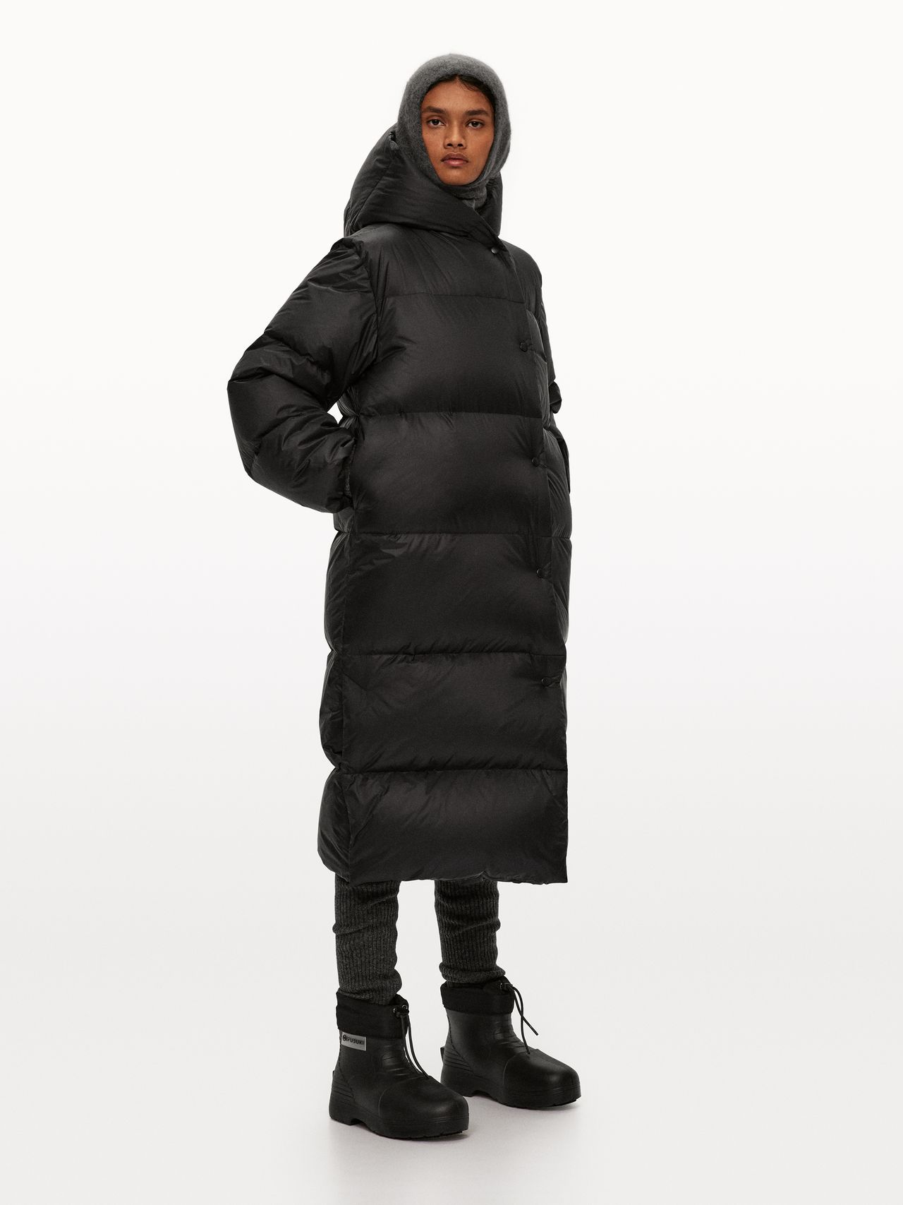 Winter essentials for women – ARKET NL