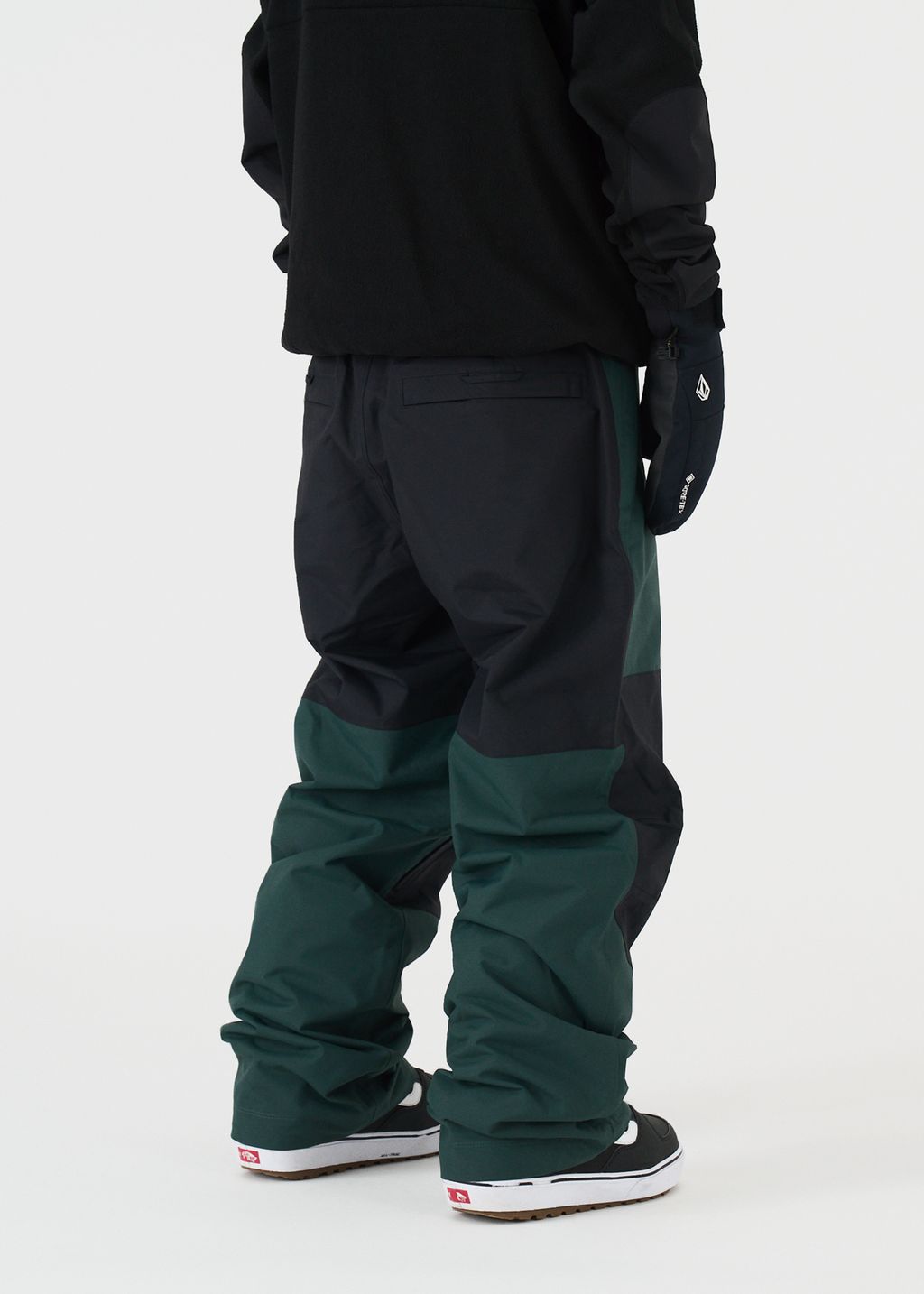Vans snowboard gear store