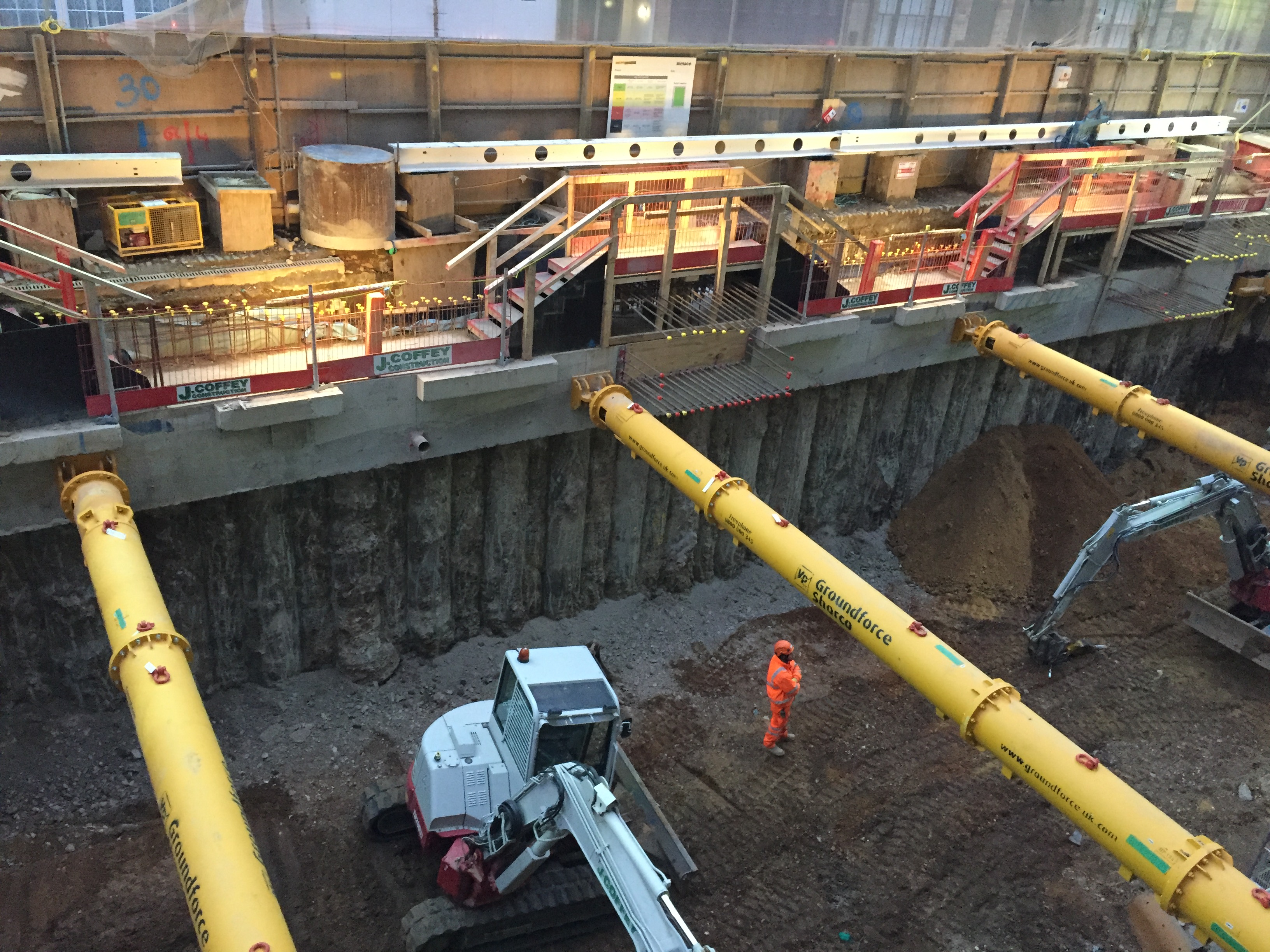 Secant Pile Walls & Techniques | Franki Foundations Belgium - Franki ...