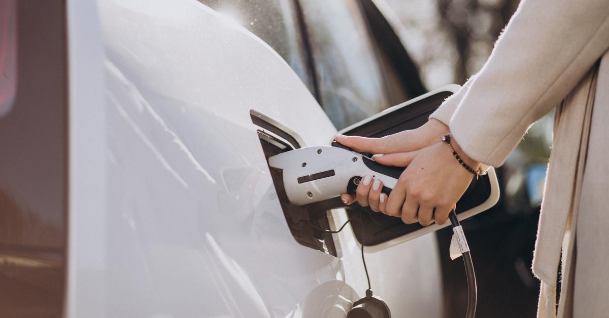 E-Auto laden: Wo und wie geht das
