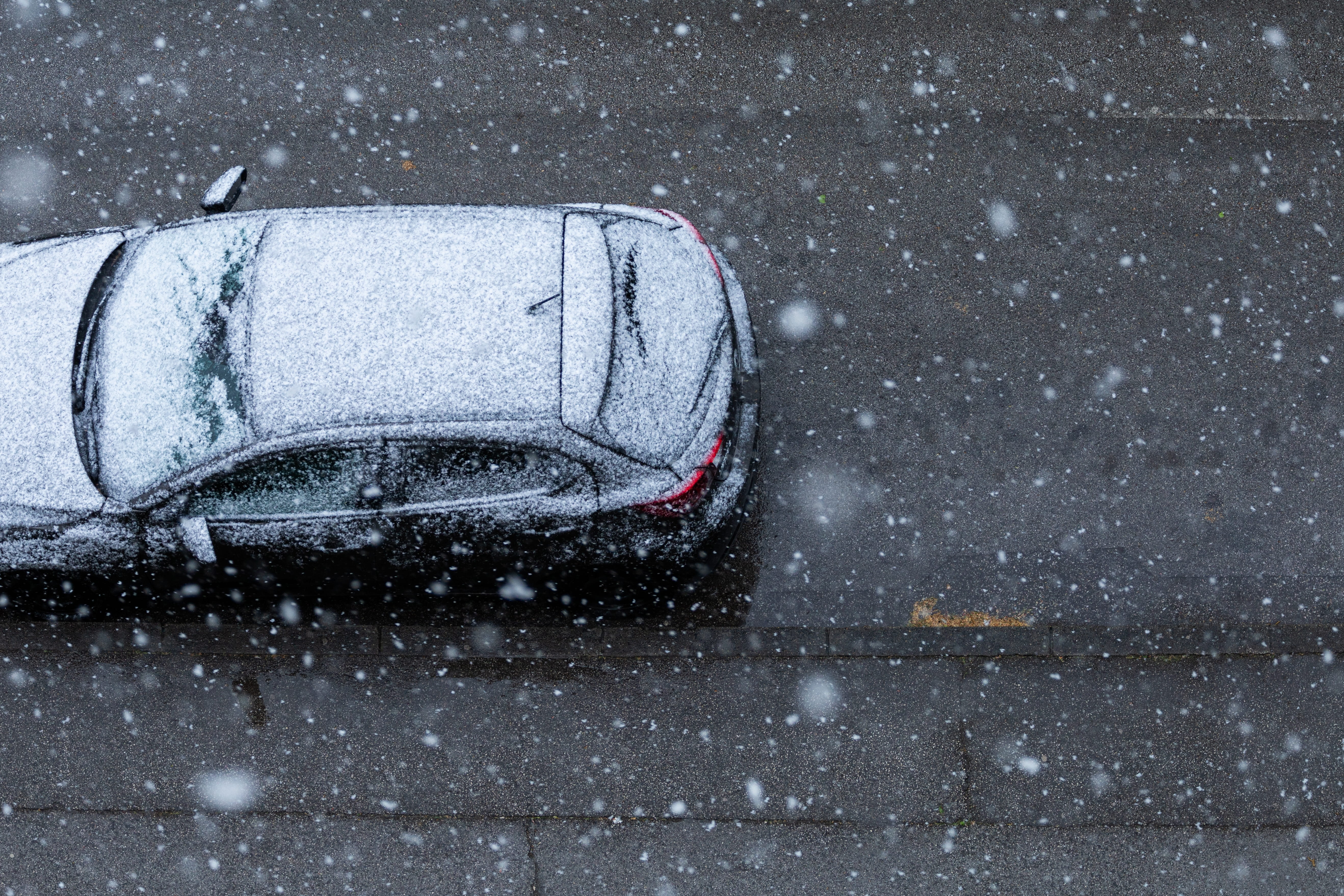 How to Drive in Snow: The Complete Winter Driving Safety Guide [2026 ...