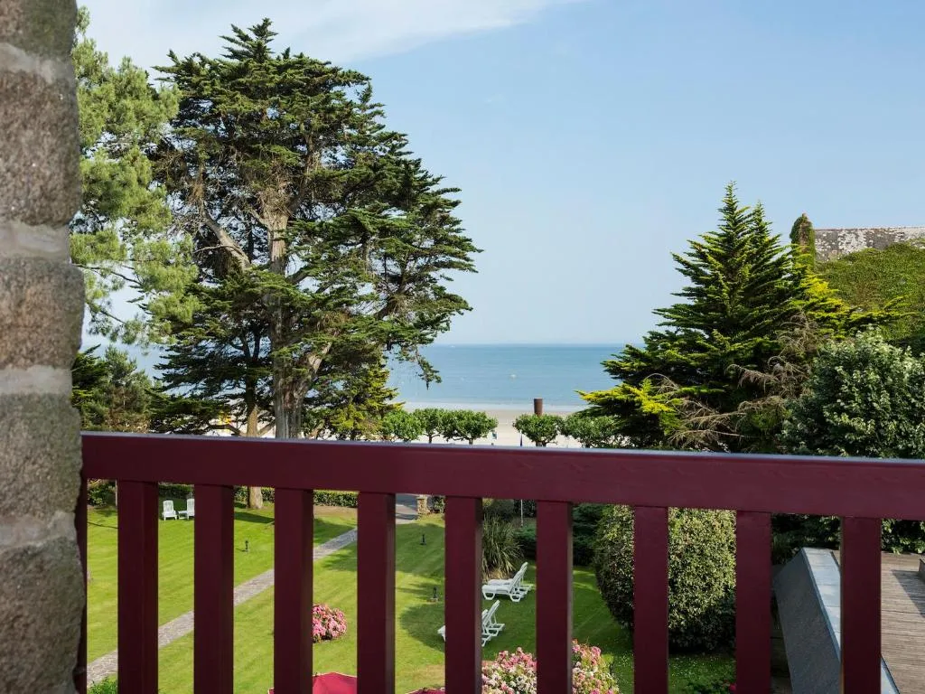 La Suite Deluxe Mer du Castel Marie-Louise à La Baule