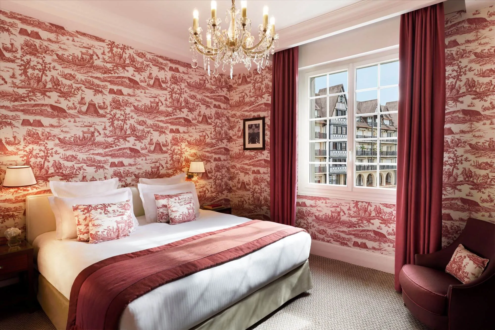 Le Normandy 5 star hotel in Deauville | Barrière Hotels