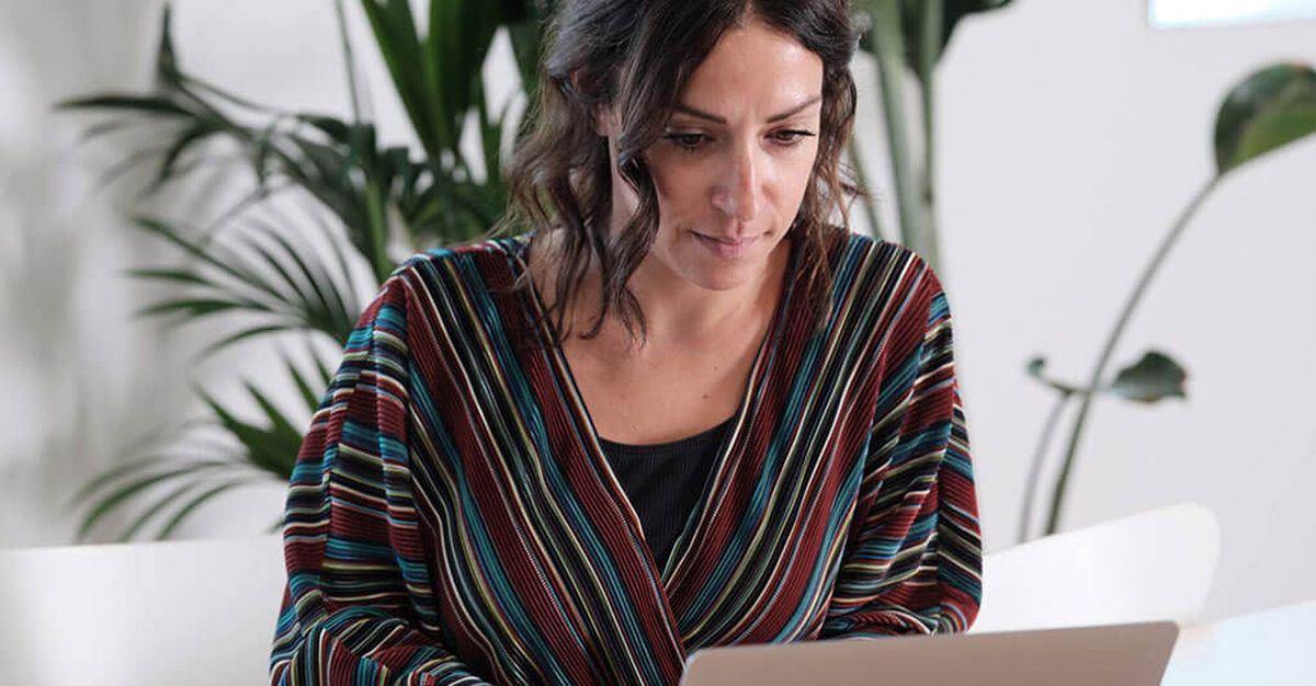 Create a corporate travel policy that works with our free template | Perk