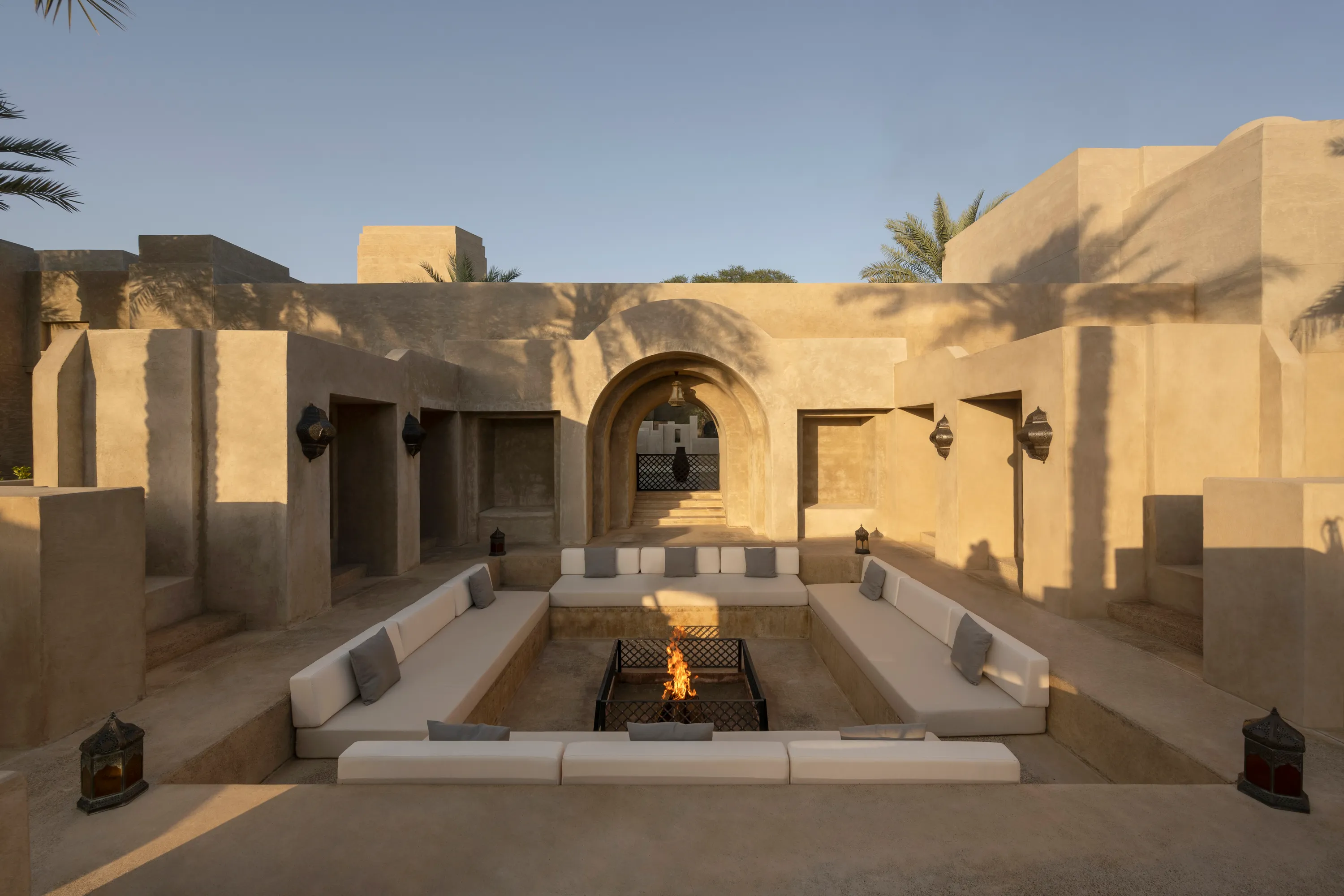 Luxury Hotel Influencer Marketing Dubai - Bab Al Shams | Yamammi
