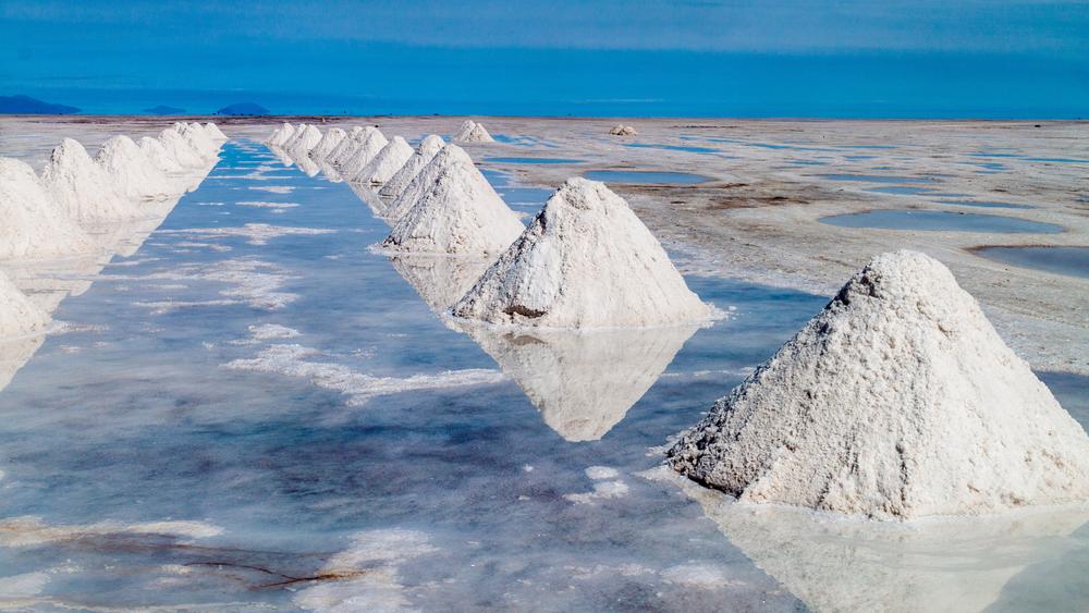 Benchmark launches industry-first Lithium Forward Curves