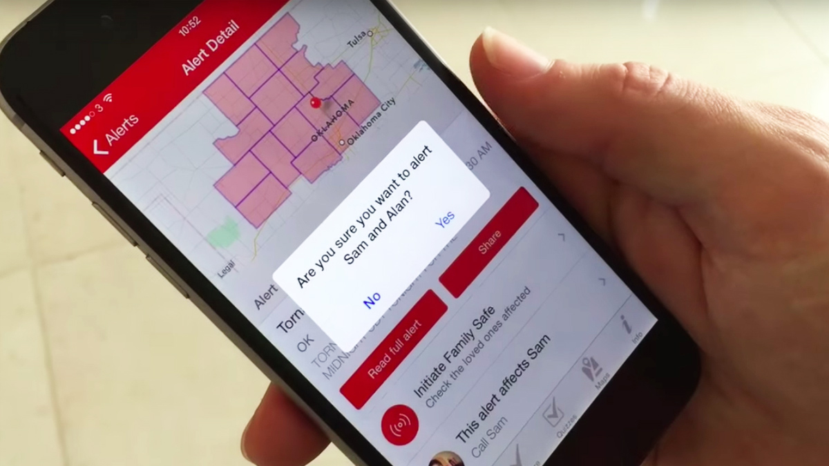 Crisis Management Apps: 9 Life-Saving Features