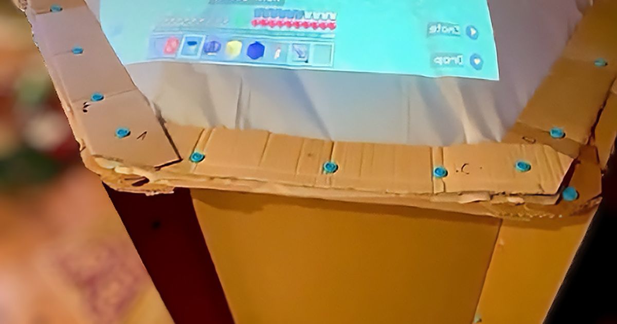 The ultimate DIY gaming pod | Makedo Resource Hub