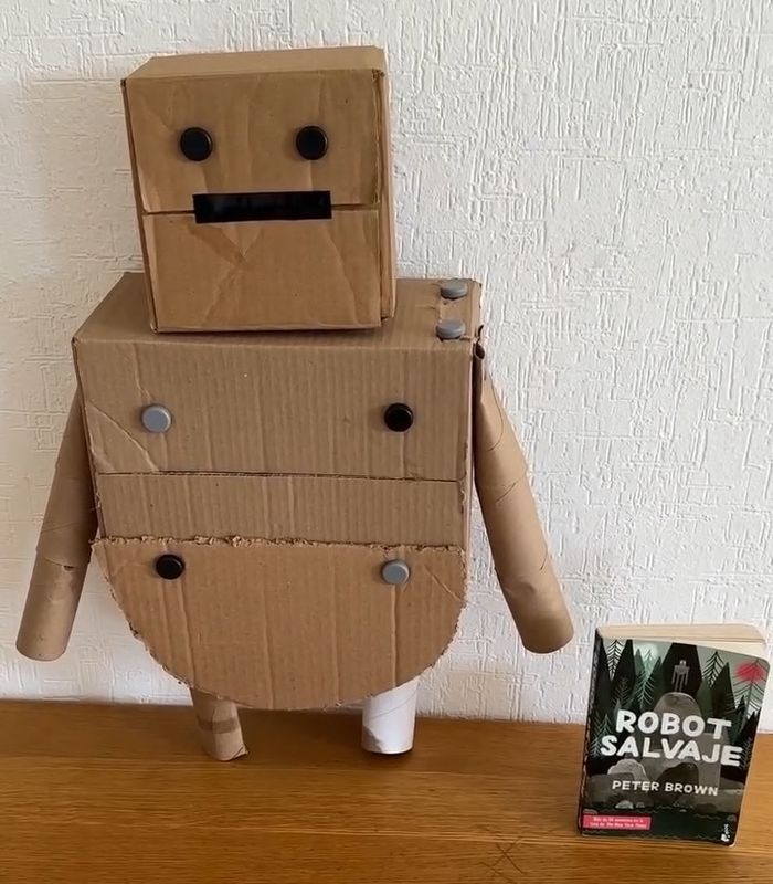 Can A Cardboard Robot Have Feelings? | Makedo Resource Hub