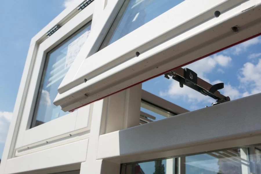 Uitzetramen en klepramen | Bekijk de mogelijkheden | Toelevering Online: