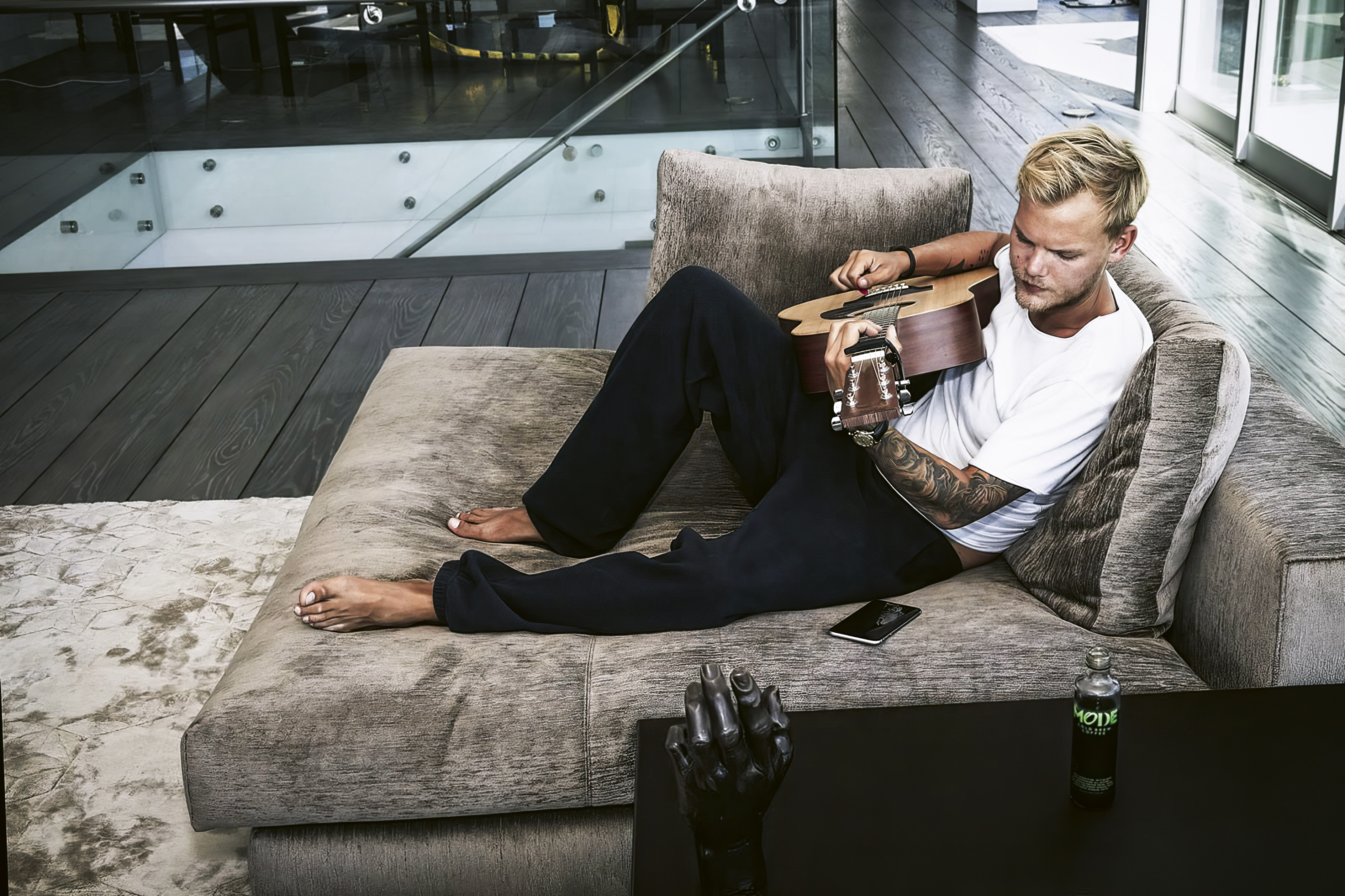 The Avicii Collection – going once going twice - Auctionet