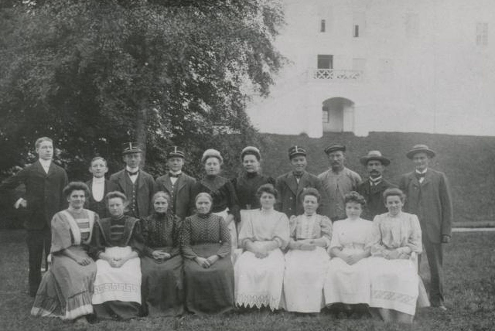 Dragsholm Slot – History of Dragsholm Slot | 800 Years of History