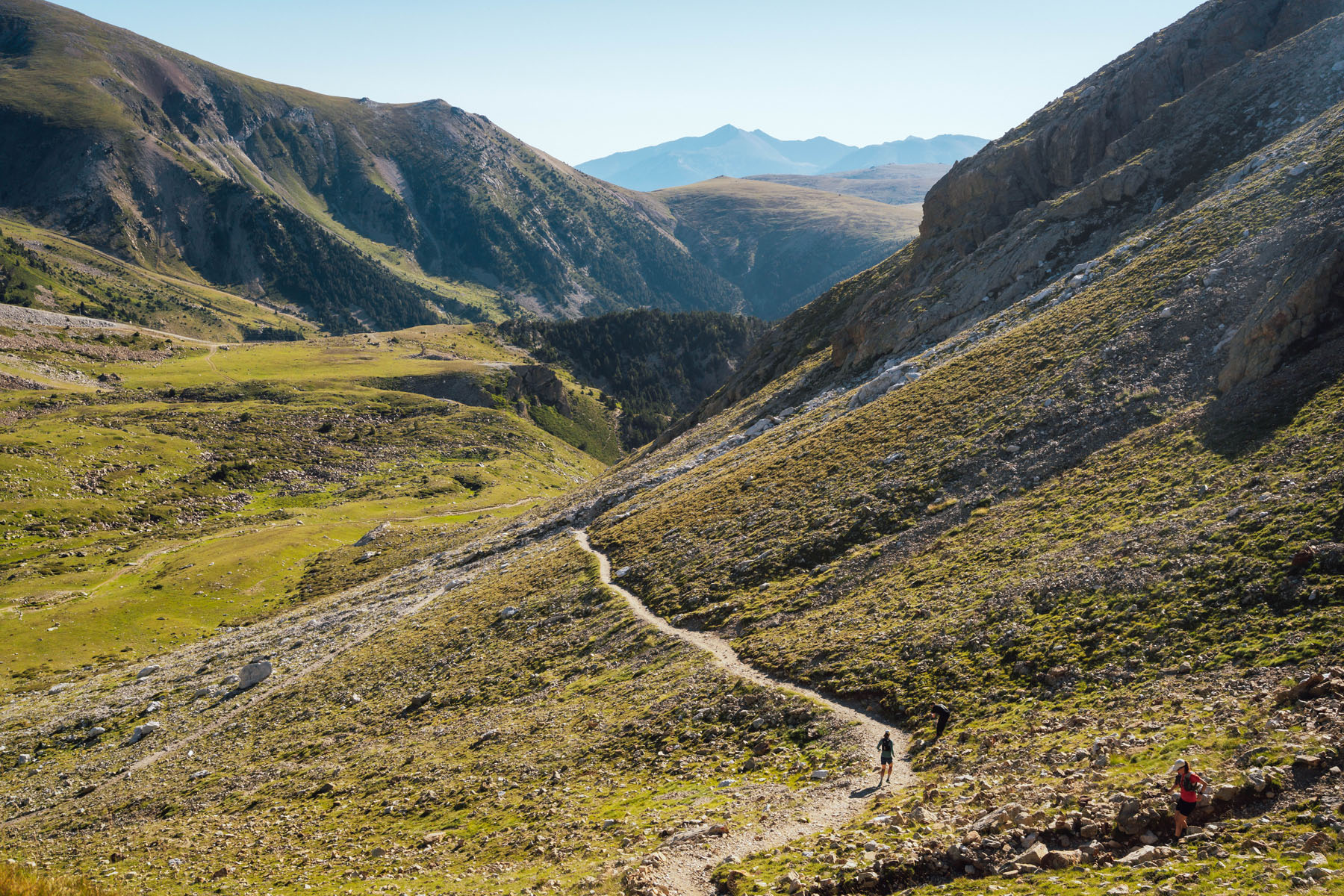 Running high: Noor’s FKT on the Pyrenean Haute Route - Rab® EU