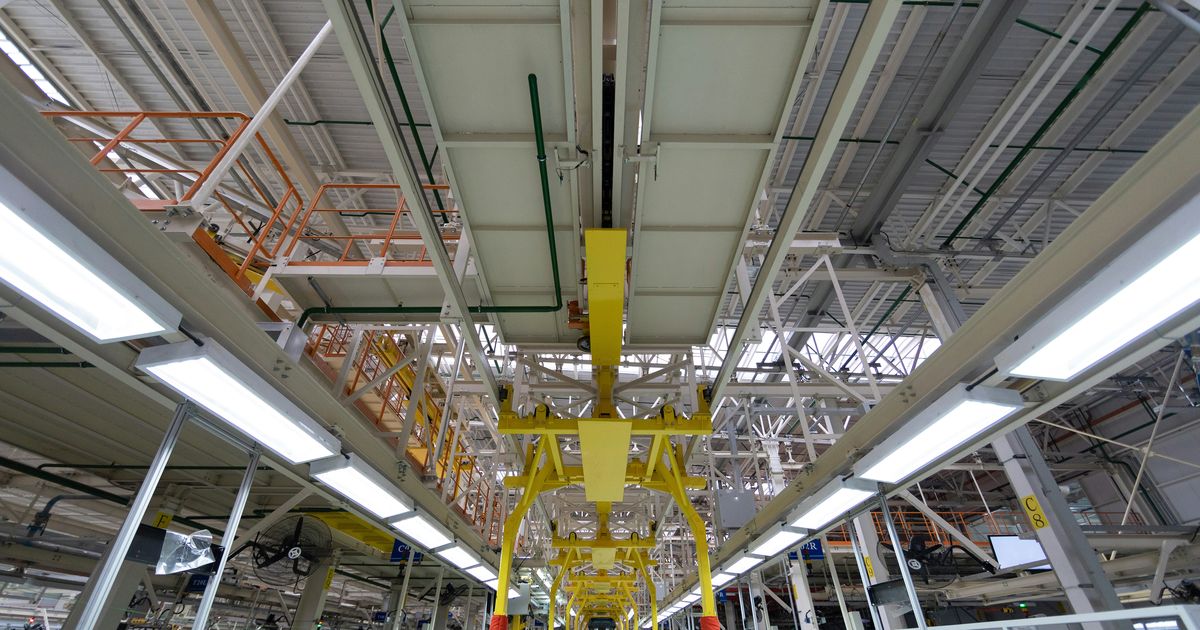 How Political Tensions Influence Global Manufacturing Hubs