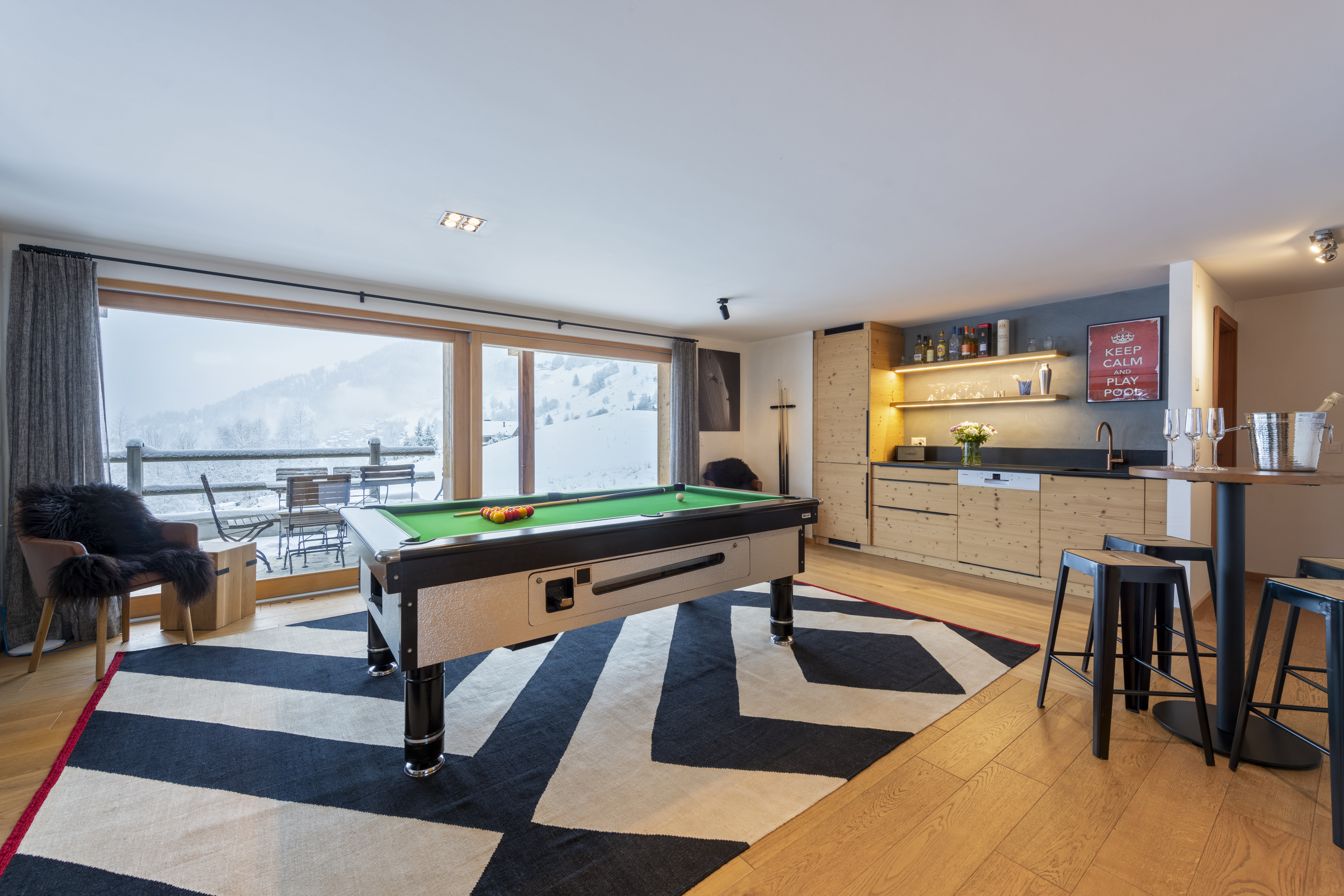 Chalet Rock - Book Direct with Verbier Exclusive