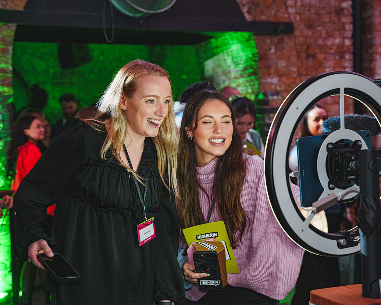 Guide to Sales Apprenticeships | Higherin