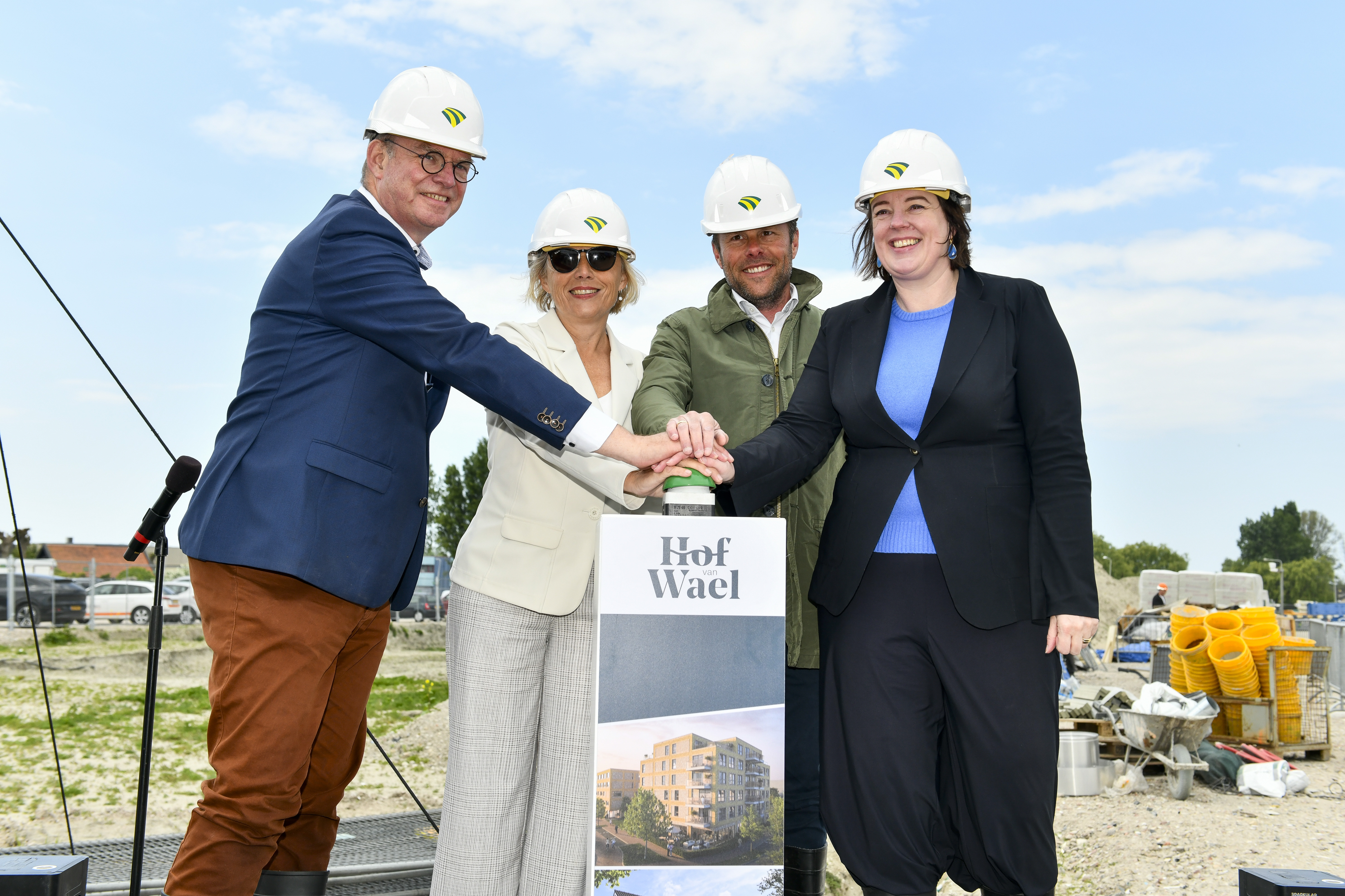 Startsein volgende fase Hof van Wael: wonen en zorg komen samen