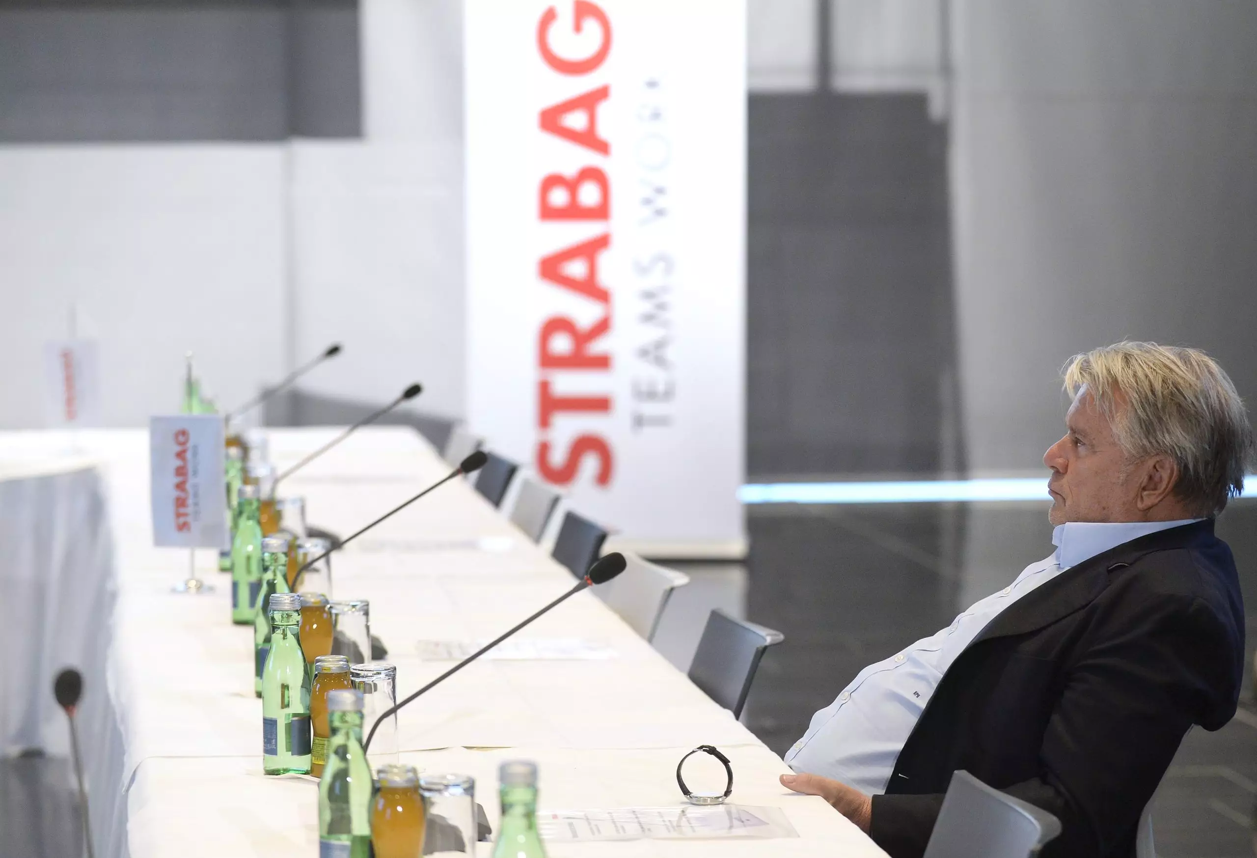 Alles neu bei Strabag Haselsteiner kündigt Syndikat | Börsianer