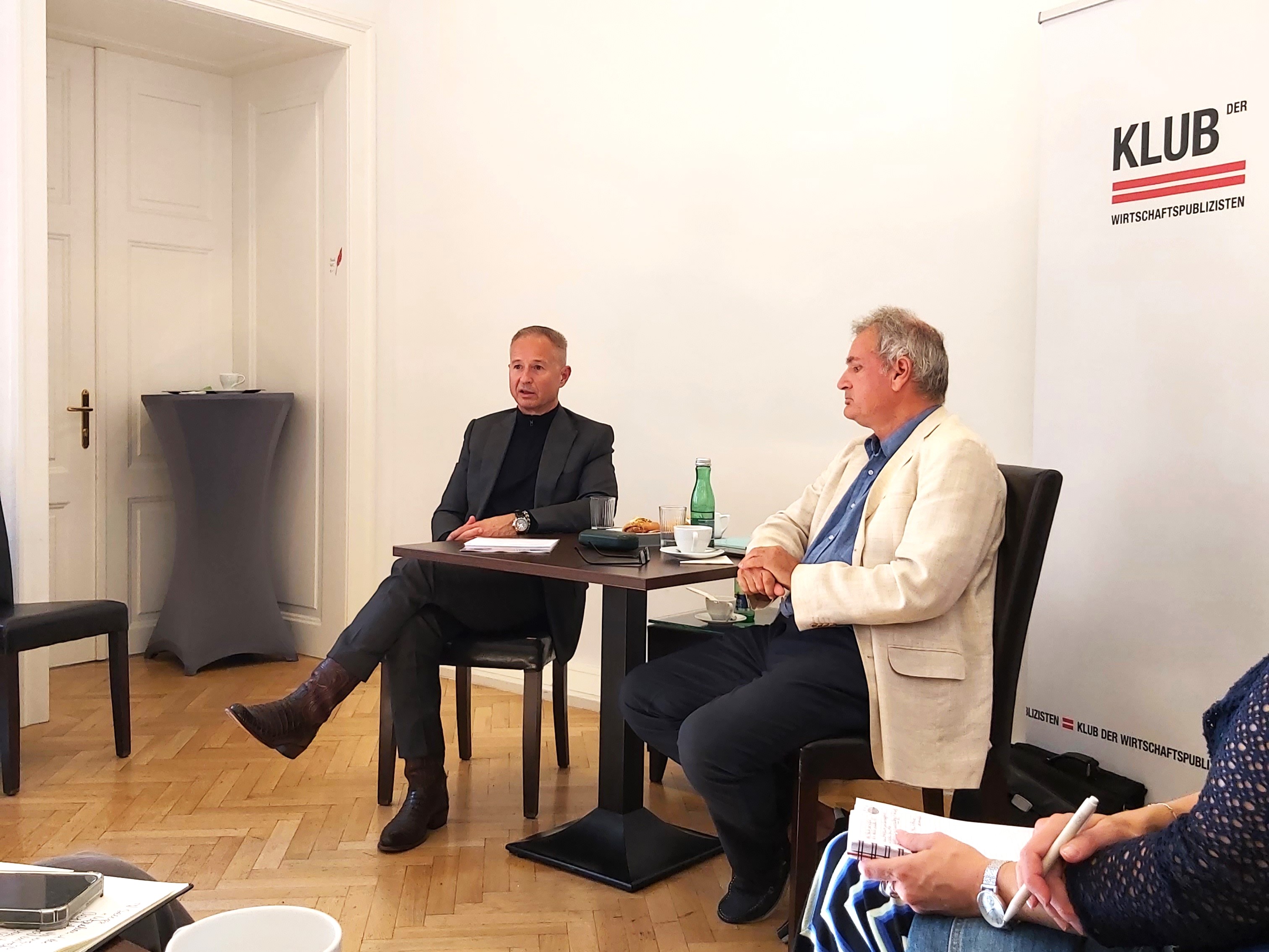 OMV-CEO: "Meine Investitionen sind für 50 Jahre" | Börsianer