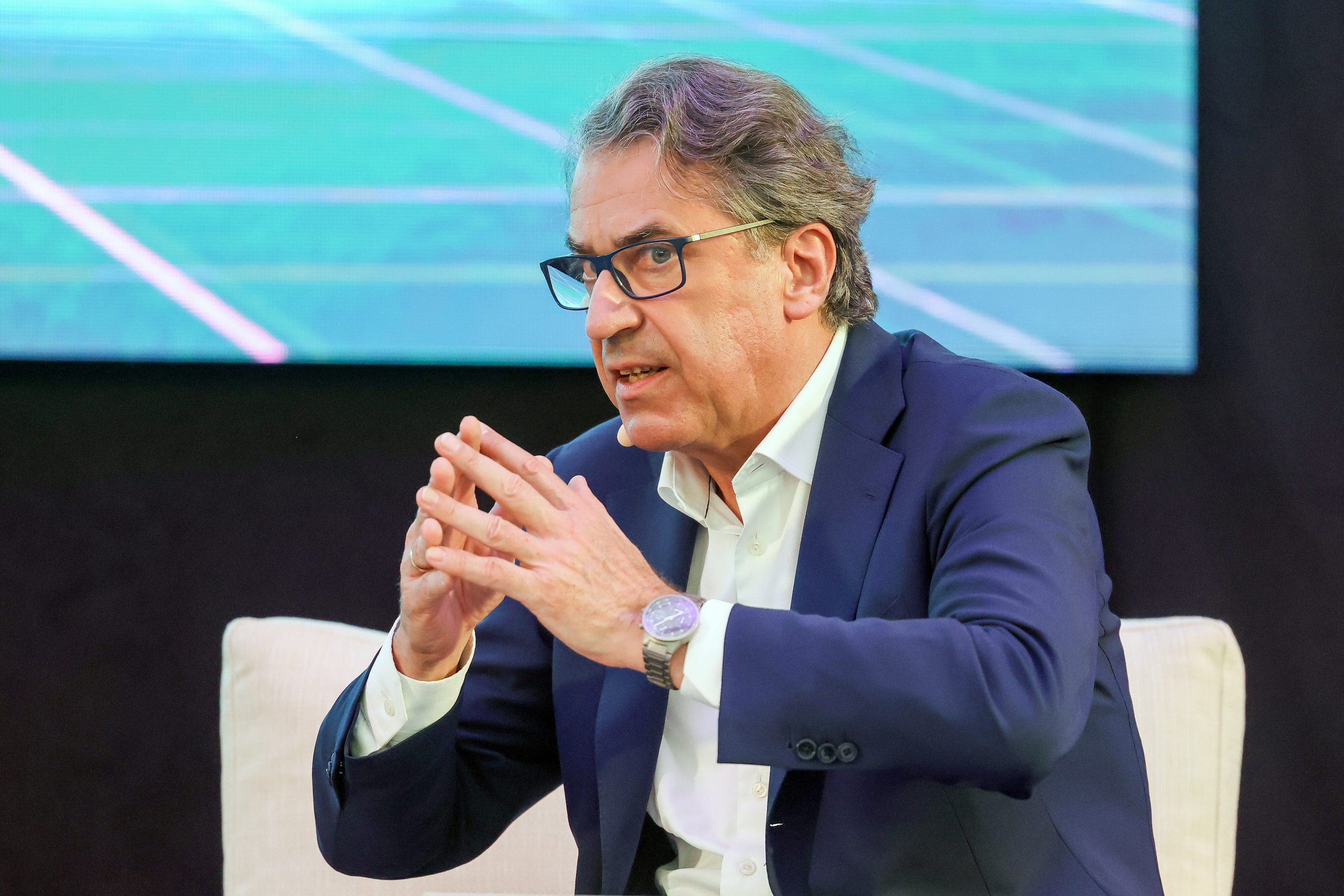 Milliarden-Coup Pierer rettet Leoni vor Pleite | Börsianer