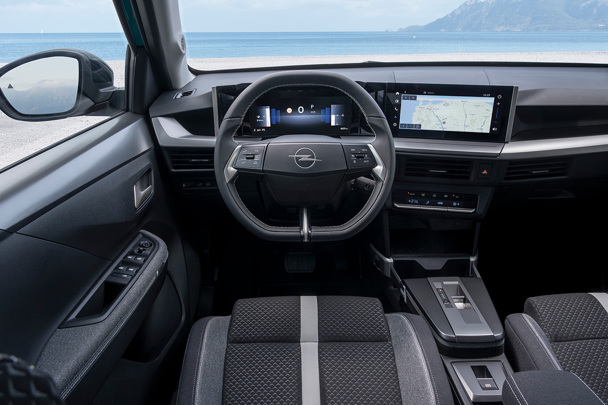 Opel Frontera 1 2 Turbo Mhev 81 Kw Gs Edct | Van Mossel Automotive Group
