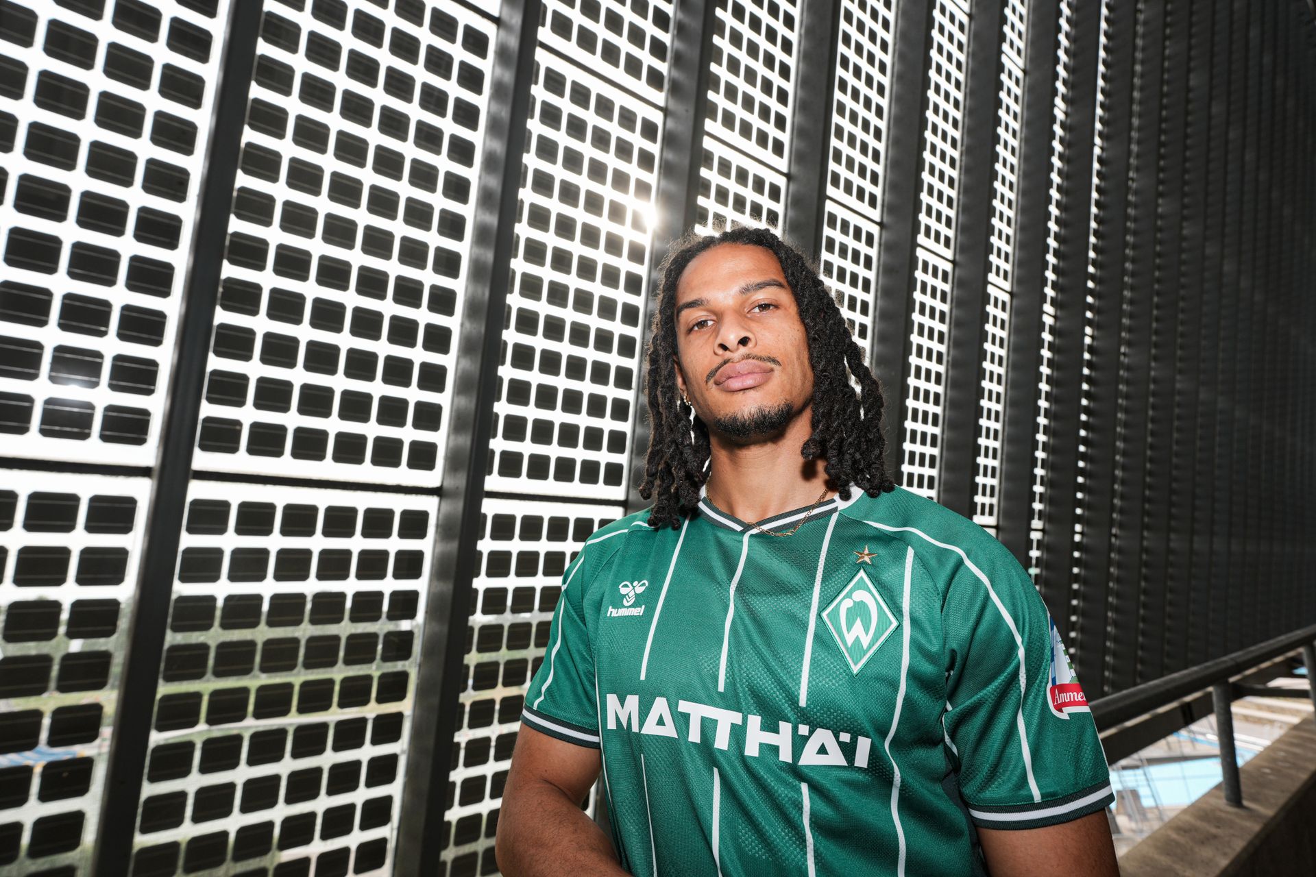 Isaac Schmidt wechselt von Leeds United zu Werder | SV Werder Bremen