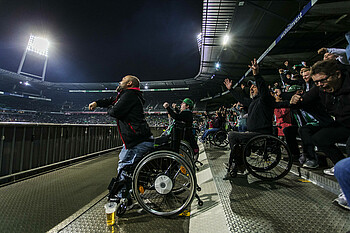 Easy Access Seats tragen zum barrierefreien Stadionbesuch bei | SV ...