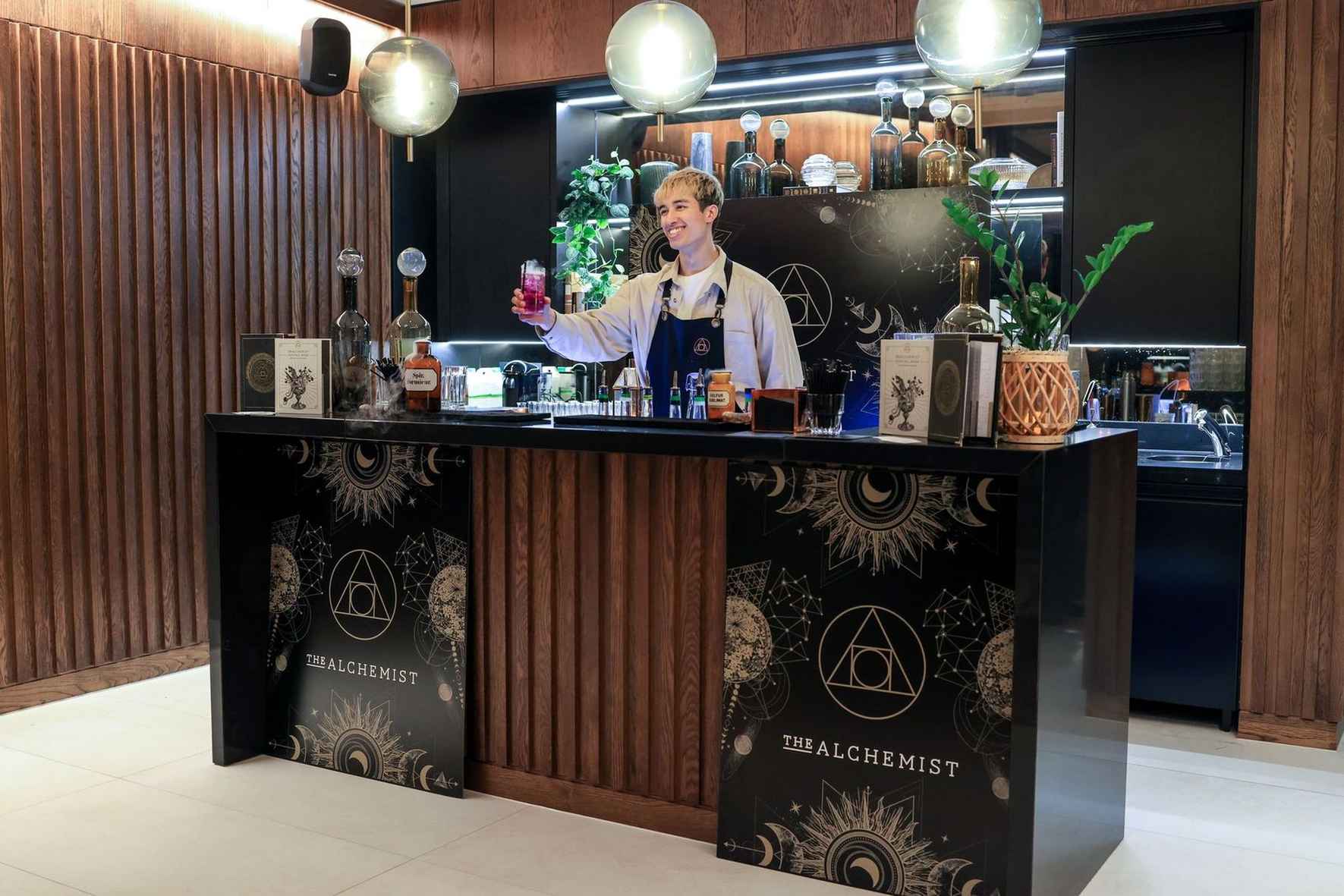 Mobile Bar Hire | The Alchemist