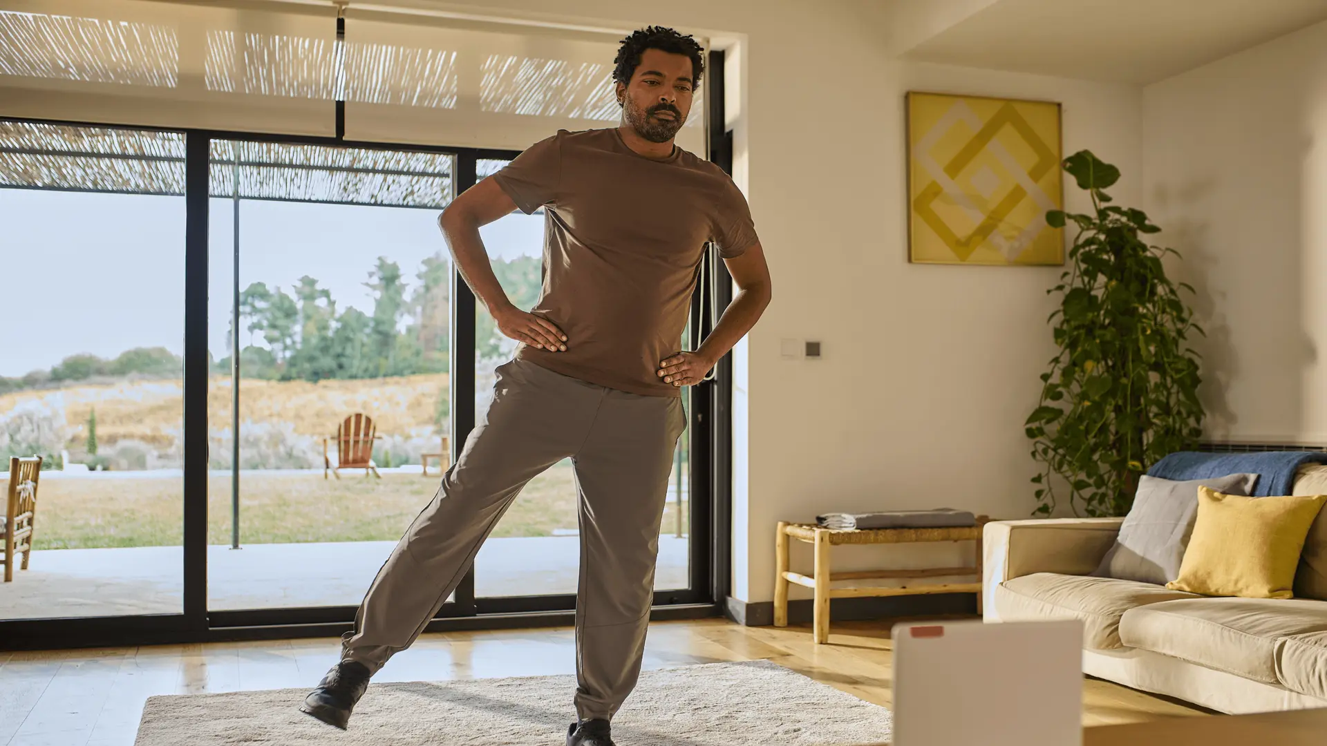 Managing MSK pain: Why digital therapy is a smarter choice | Sword Health